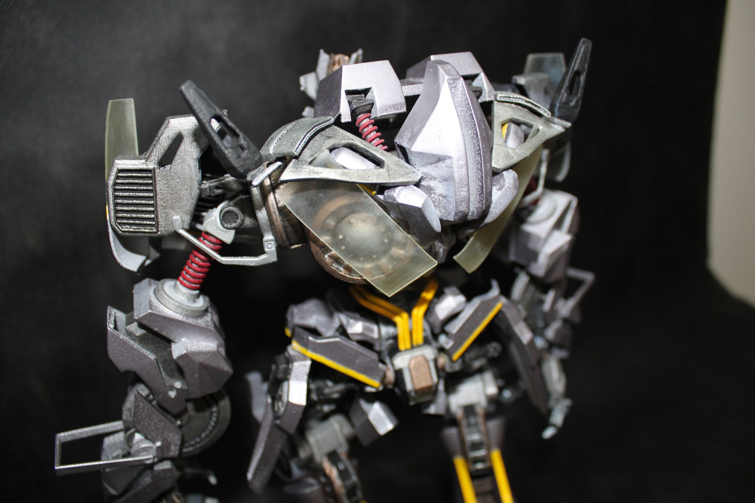 Transformers: Astrotrain : 4 Steps - Instructables