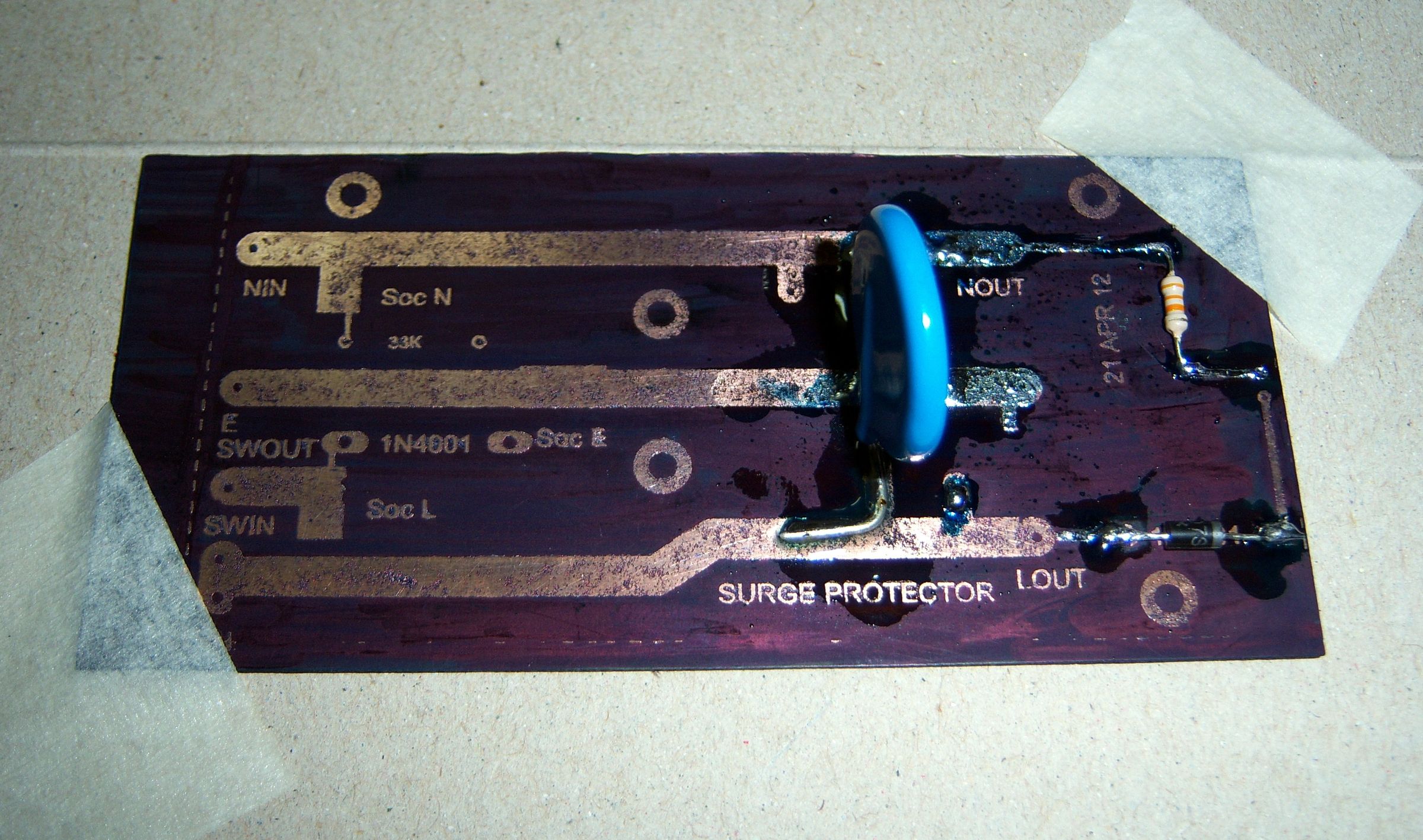 In-line Laptop Surge Protector With an Outlet : 6 Steps (with Pictures ...