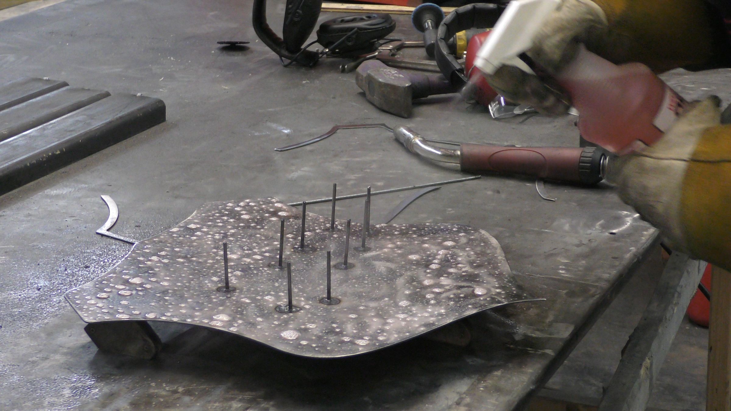Welder's Wife Makes a Steel LED Sign : 10 Steps - Instructables