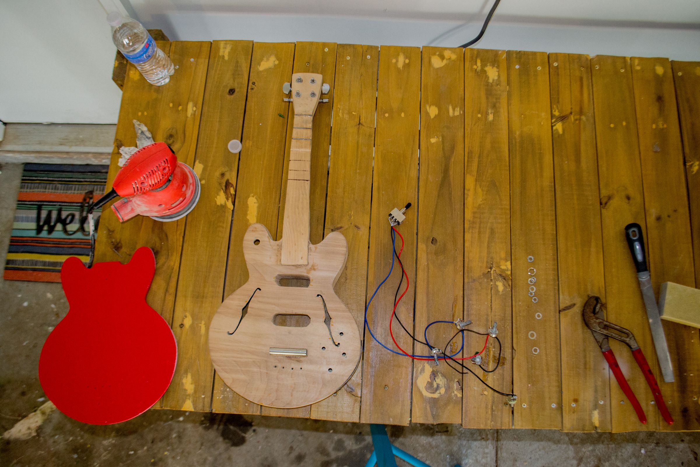 How to Build an Electric Ukulele : 12 Steps (with Pictures) - Instructables