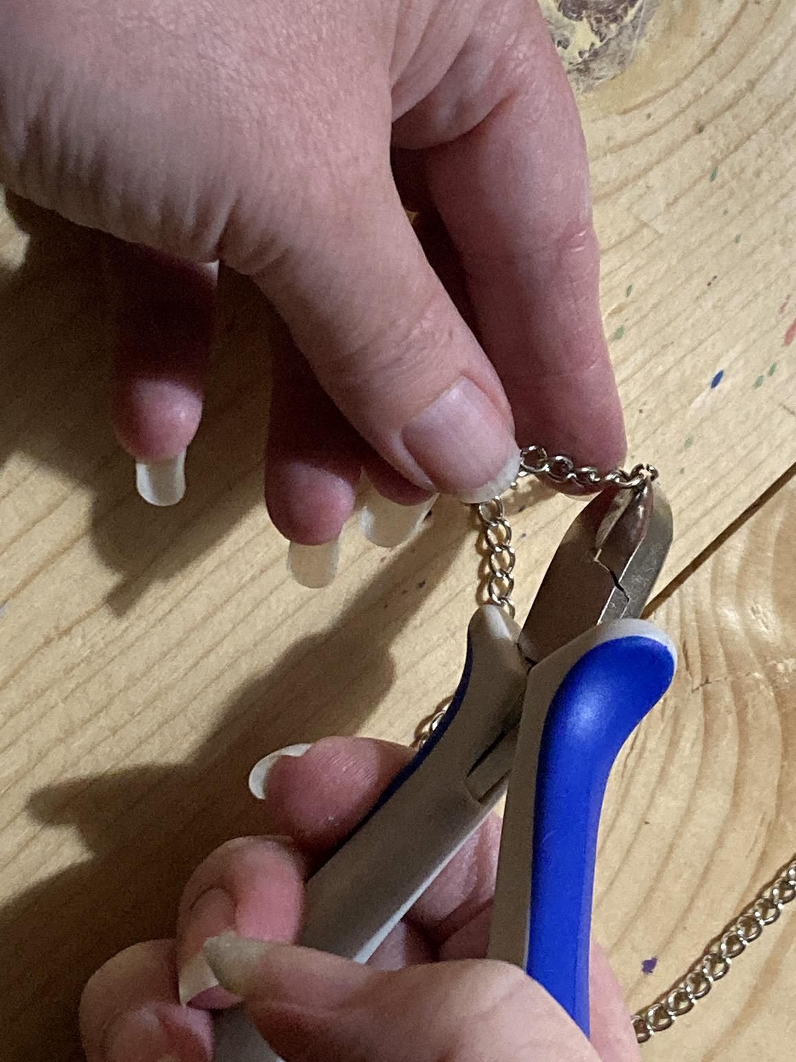 Twinkling Necklace : 11 Steps (with Pictures) - Instructables