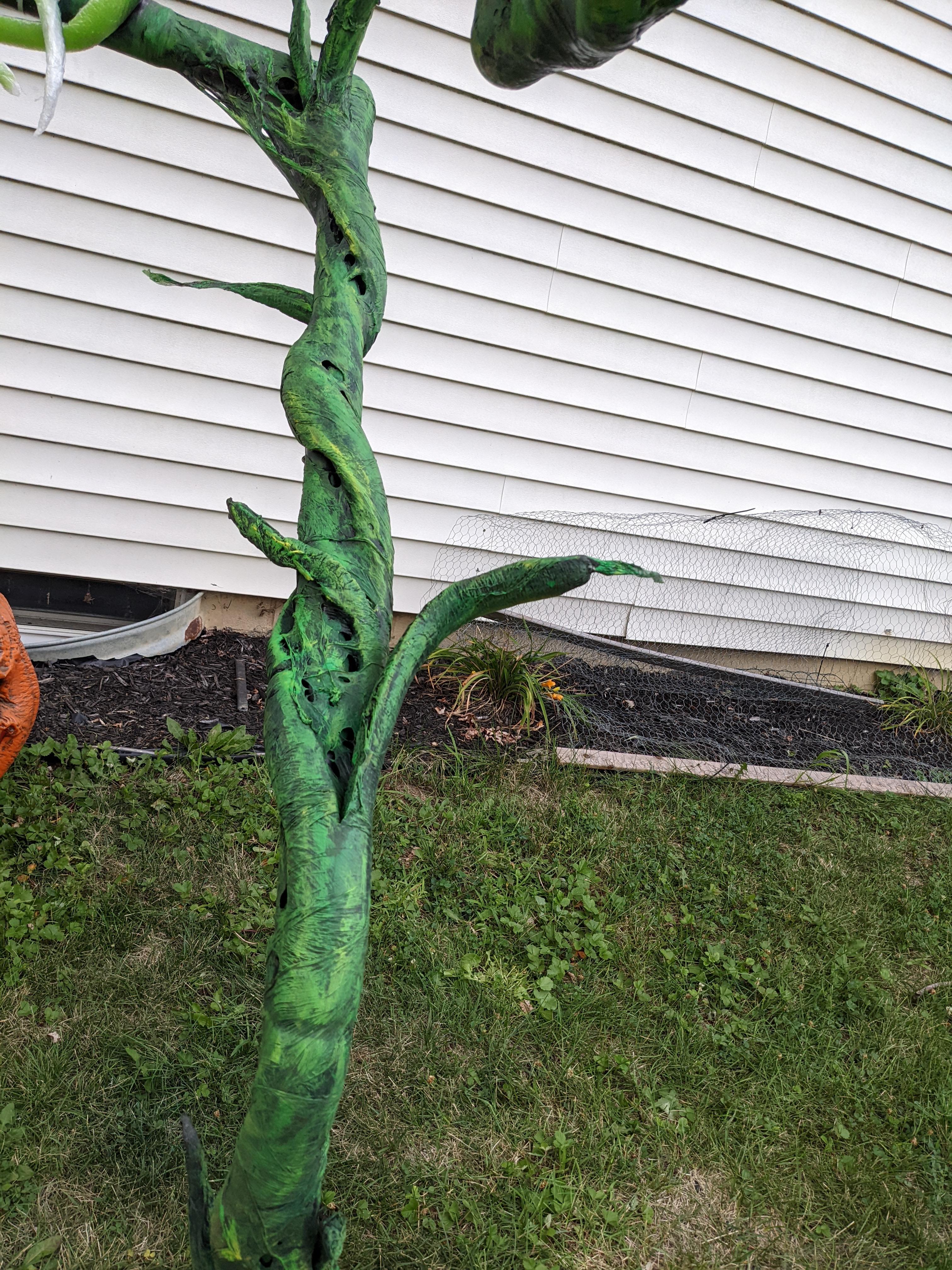 DIY 12ft Grimacing Pumpkin Monster Halloween Prop /Decoration : 5 Steps ...