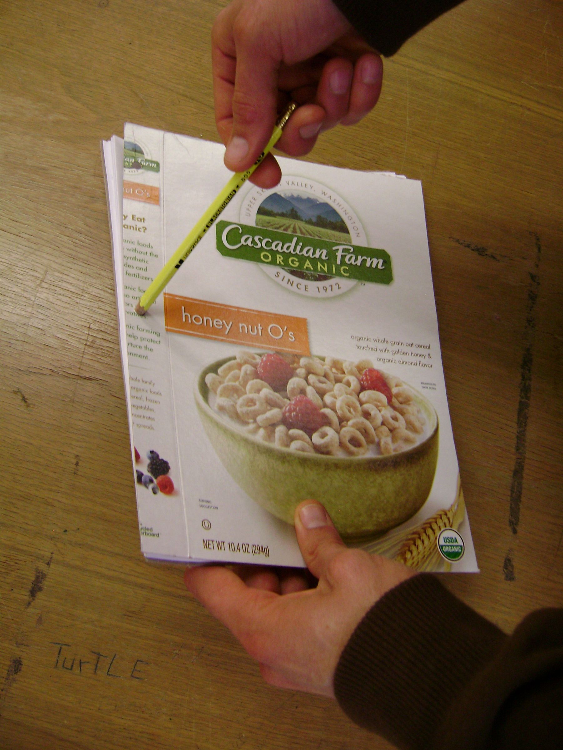 Up-Cycled Cereal Box Notebook : 8 Steps - Instructables