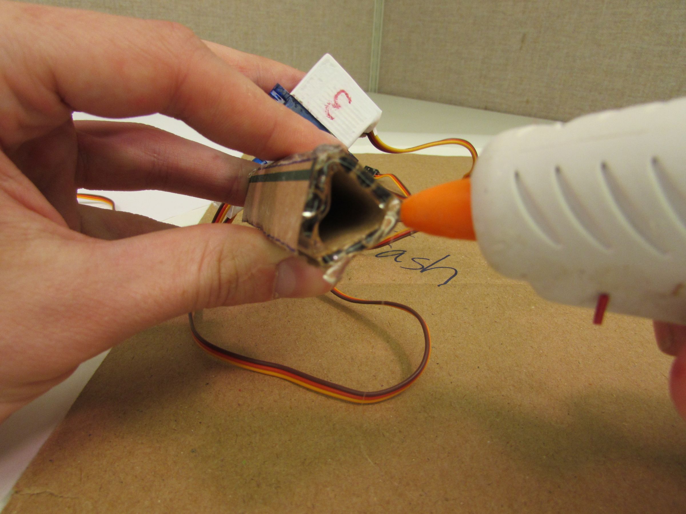 Cardboard Robot Arm for Cheap Robots : 34 Steps (with Pictures ...