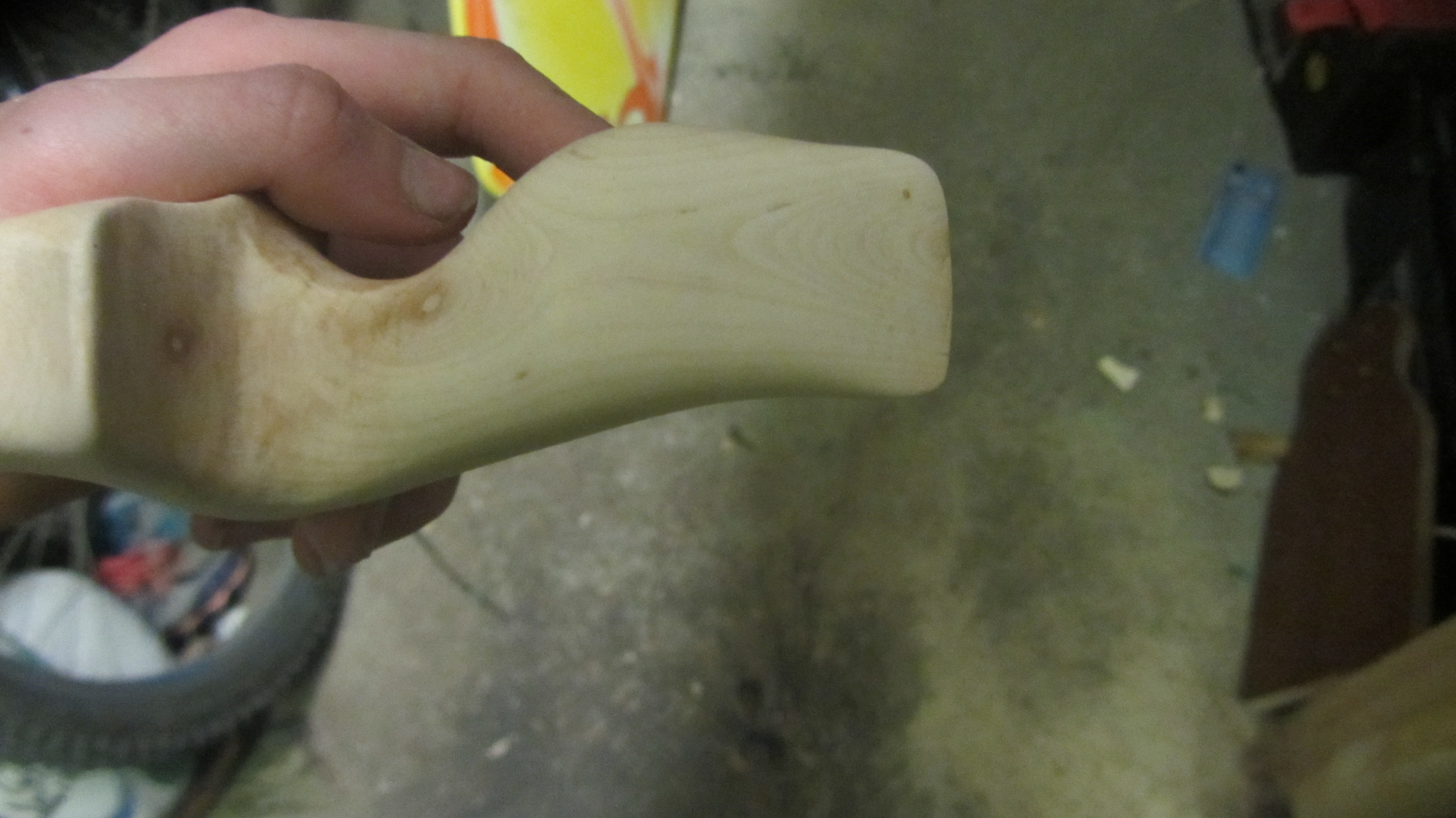 How to Carve a Beautiful Slingshot From a Tree Branch - Instructables