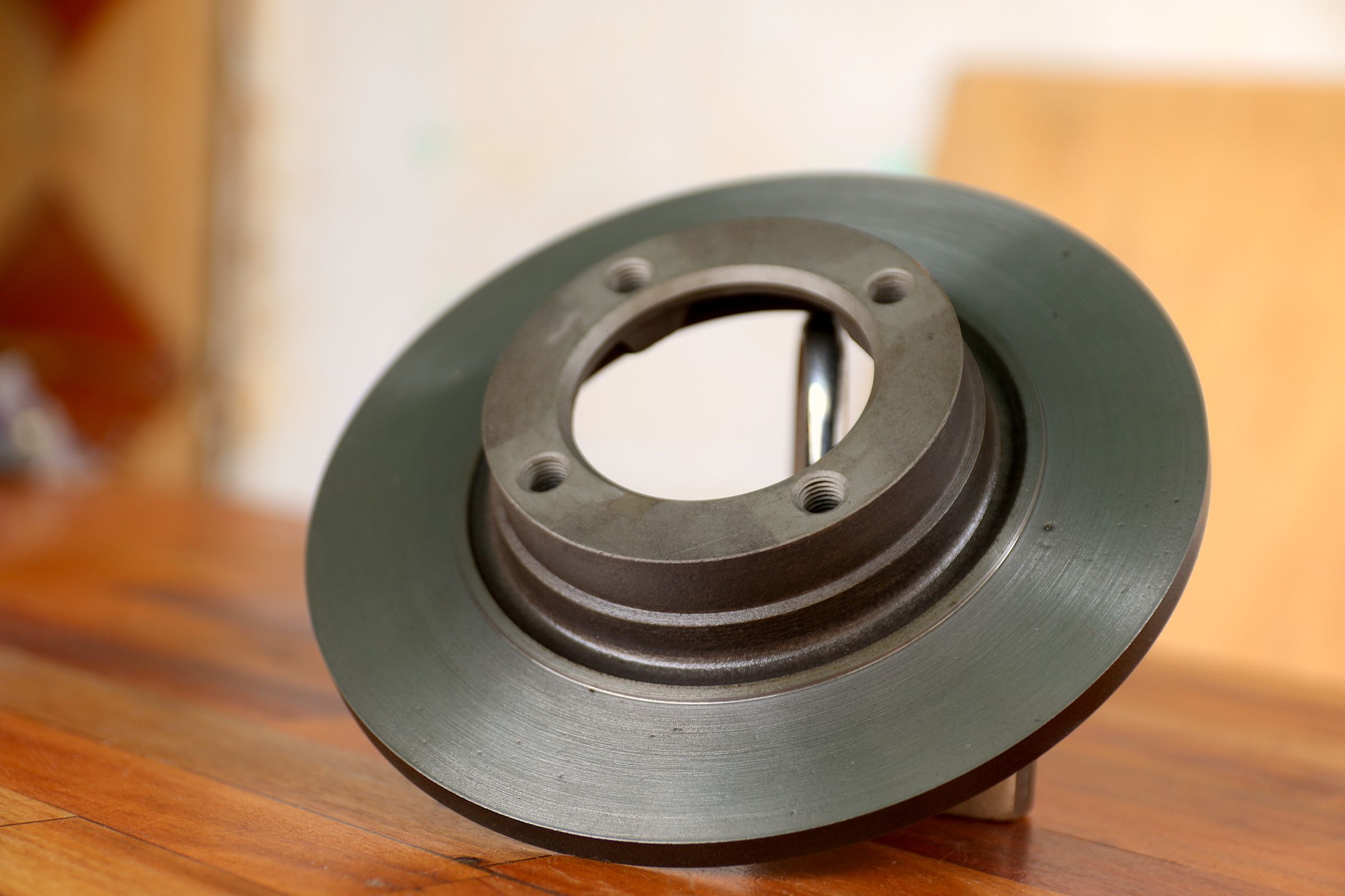 DIY Shock Absorber Stool : 9 Steps (with Pictures) - Instructables