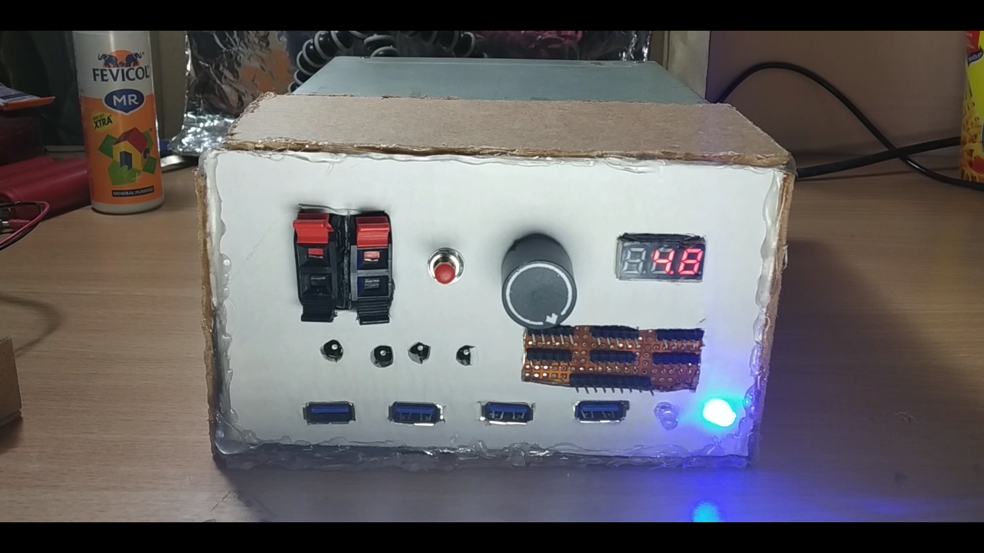 Modular Bench Power Supply Using Old Computer Parts (Variable Outputs ...