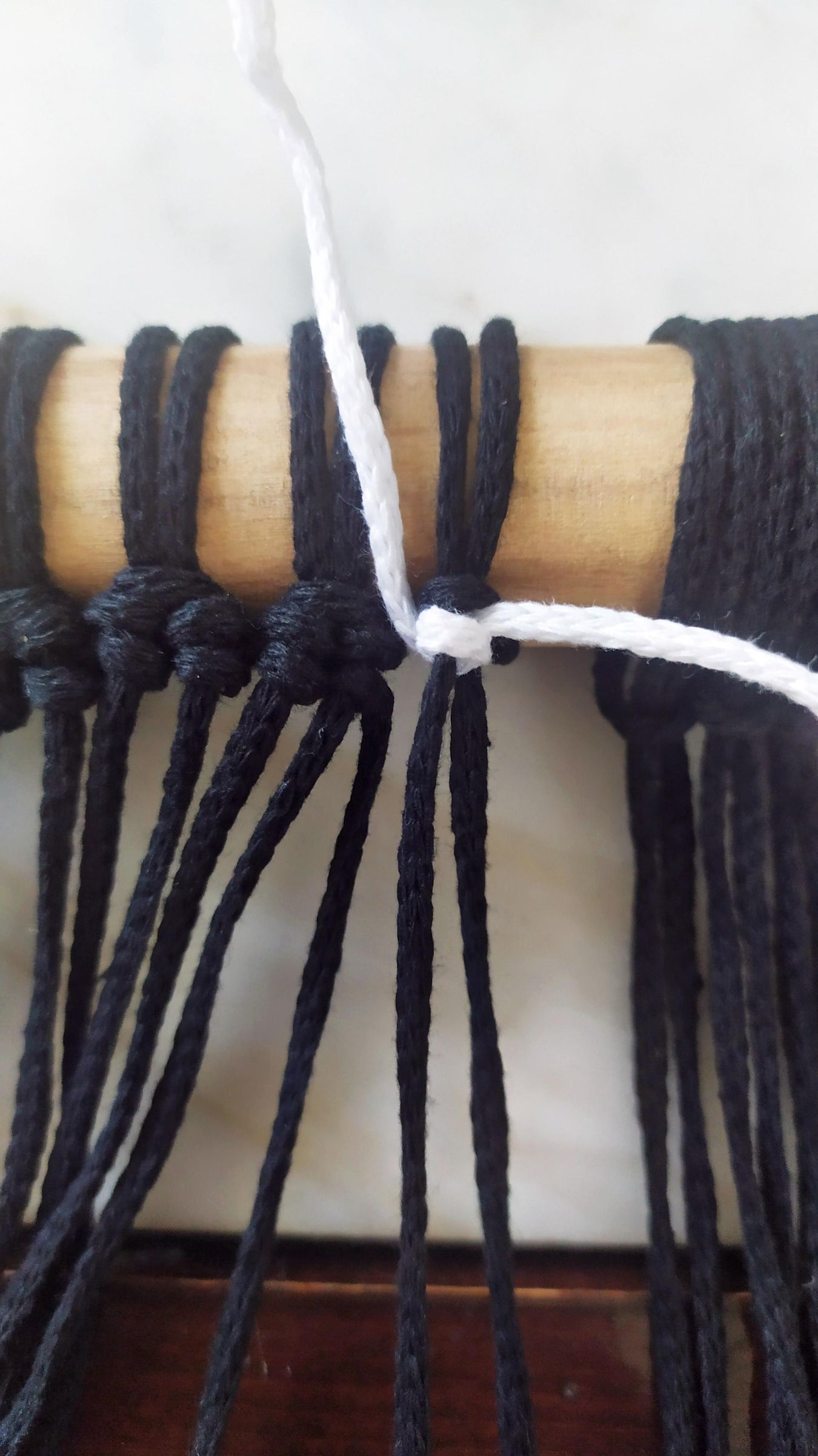How to Make a Macrame Portrait Wall Hanging : 12 Steps (with Pictures) - Instructables