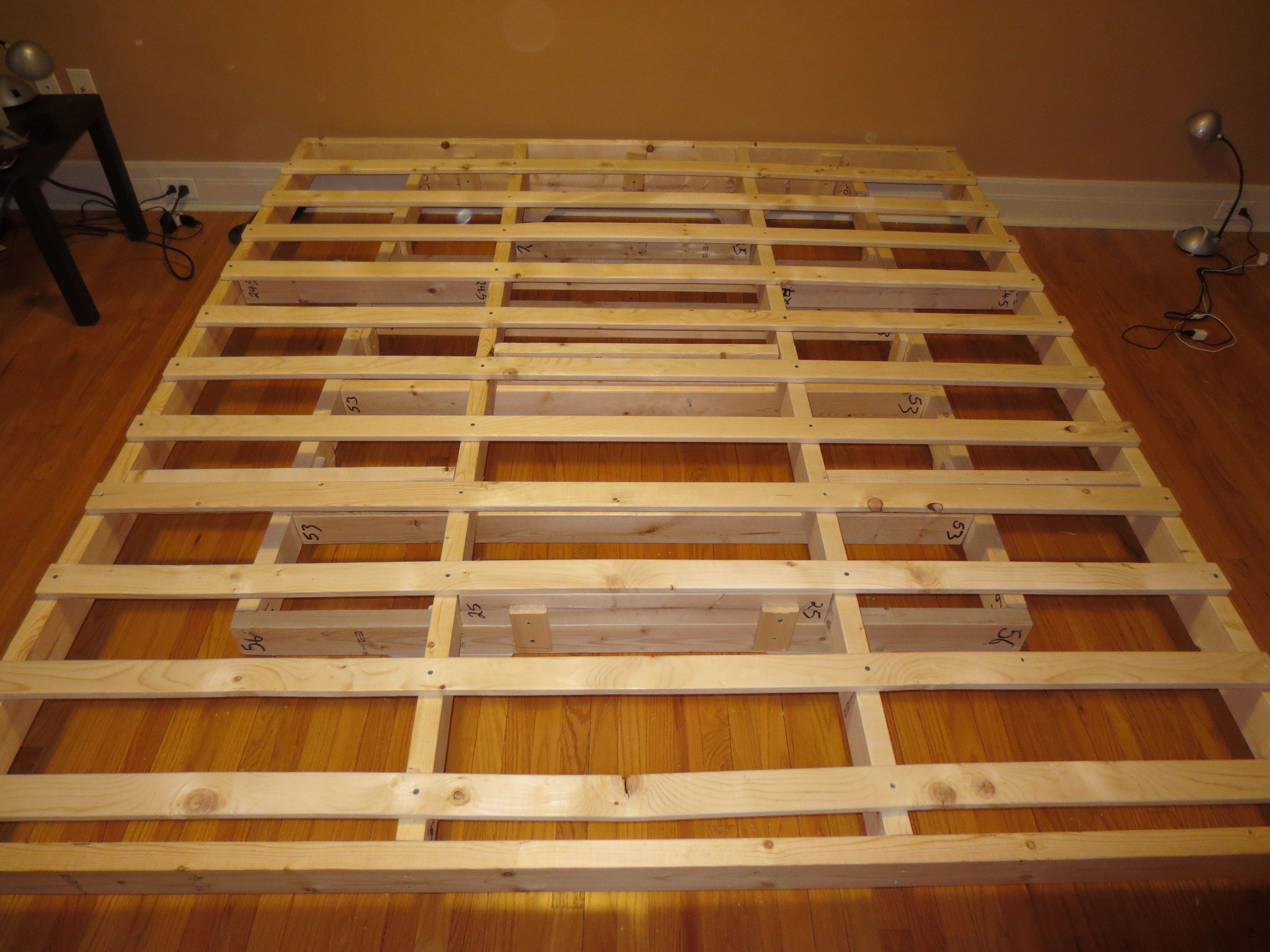 "Floating Bed" : 4 Steps (with Pictures) - Instructables