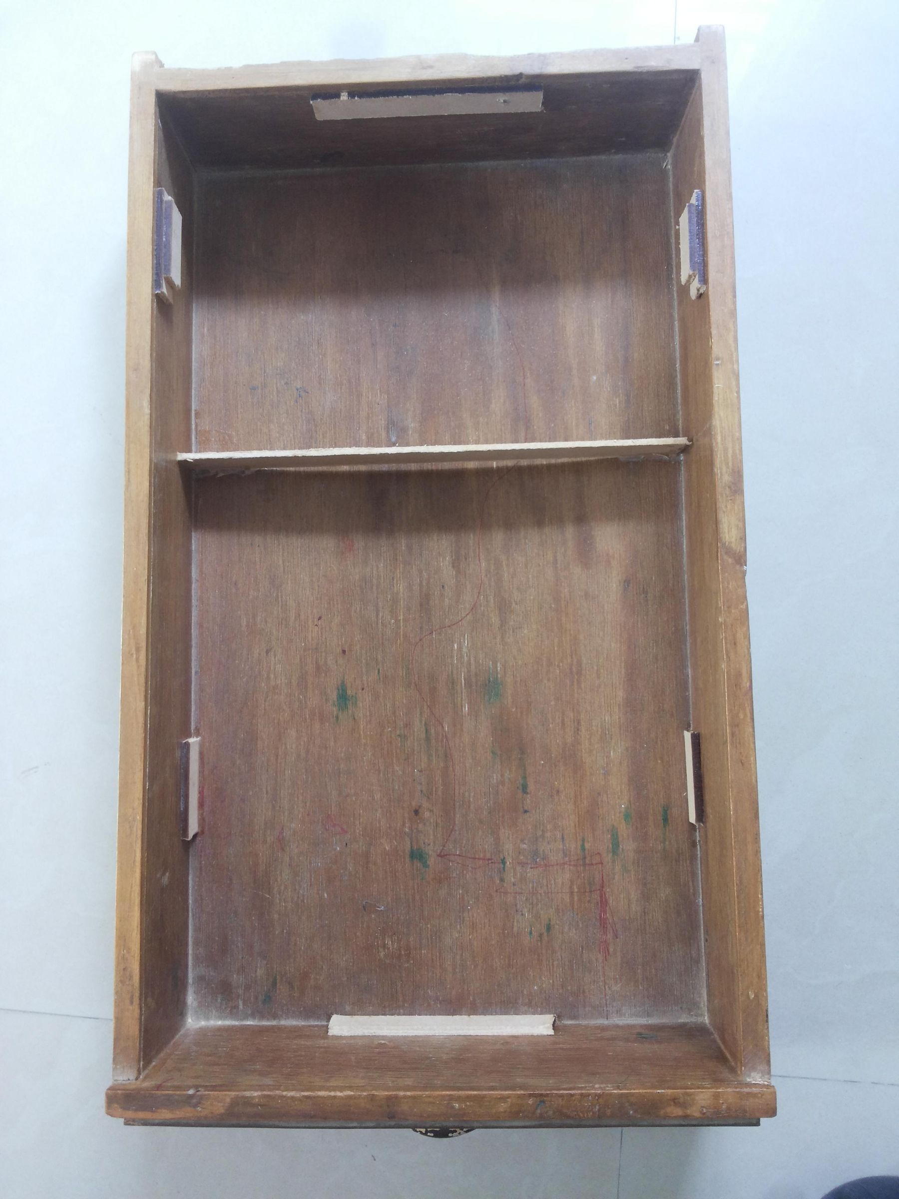 Secret Compartment in Drawer : 4 Steps - Instructables