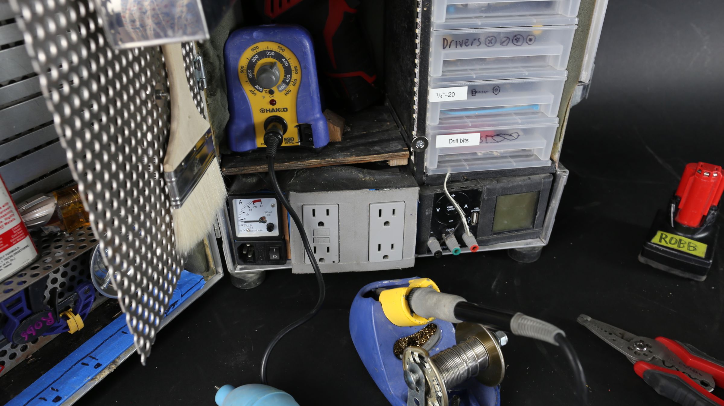 Flight-case Toolbox and Workstation : 20 Steps (with Pictures ...