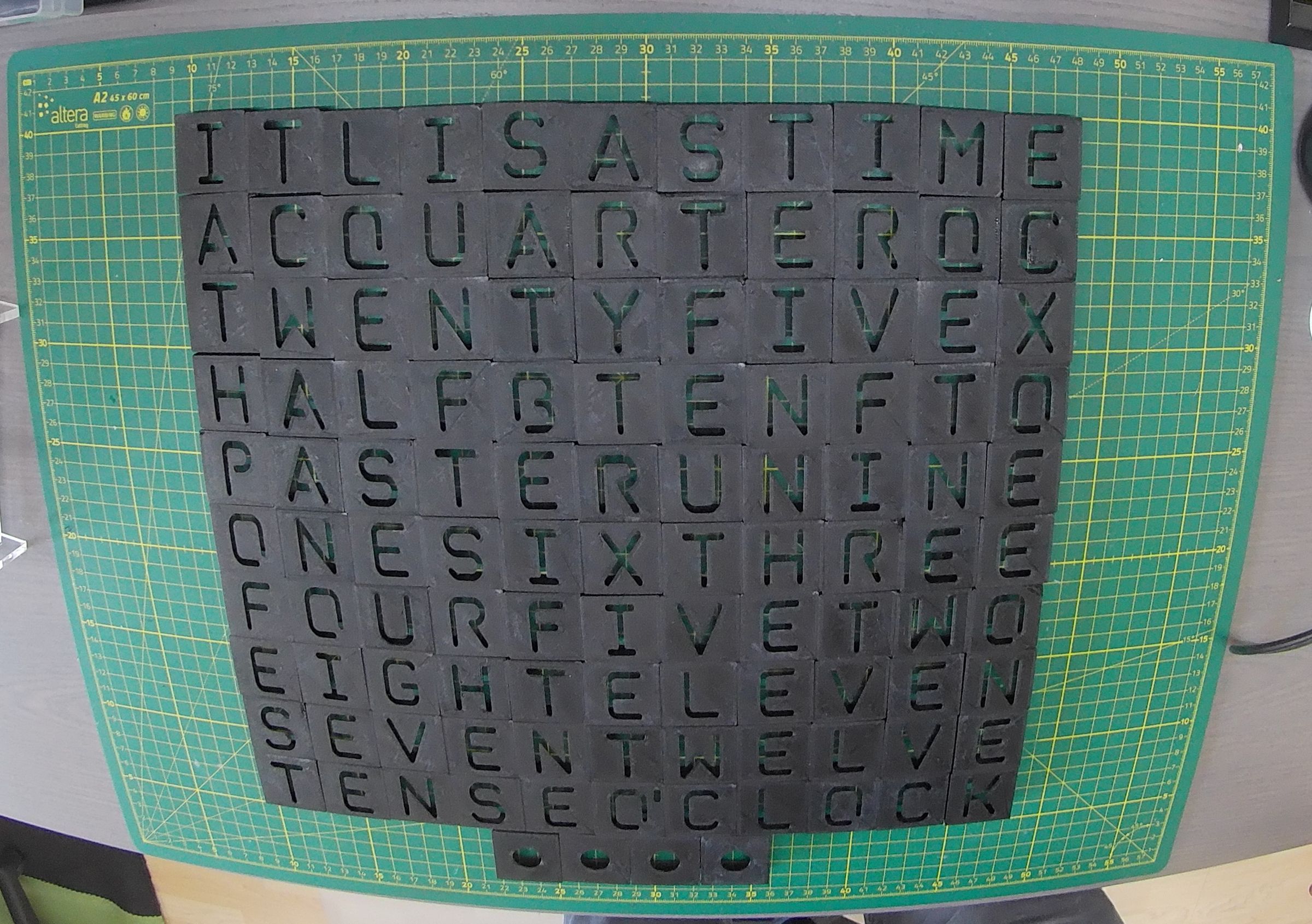 Word Clock Controlled by 114 Servos : 14 Steps (with Pictures ...