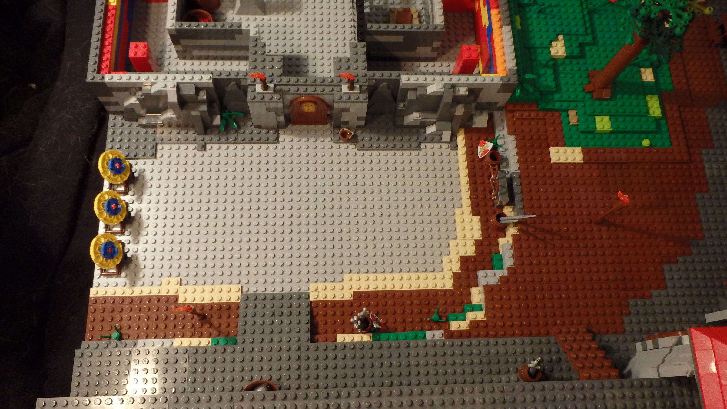 Custom Lego Castle : 14 Steps (with Pictures) - Instructables