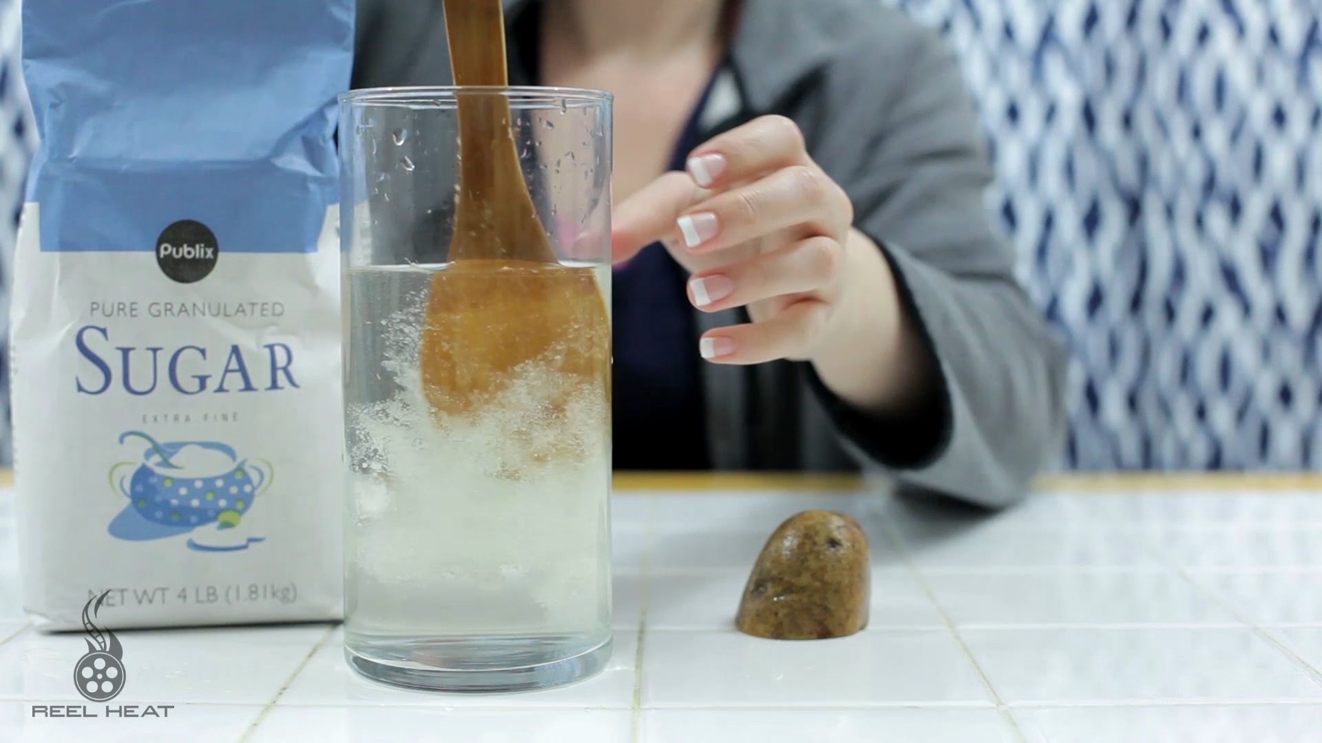 Floating Tricks You Should See! : 4 Steps (with Pictures) - Instructables