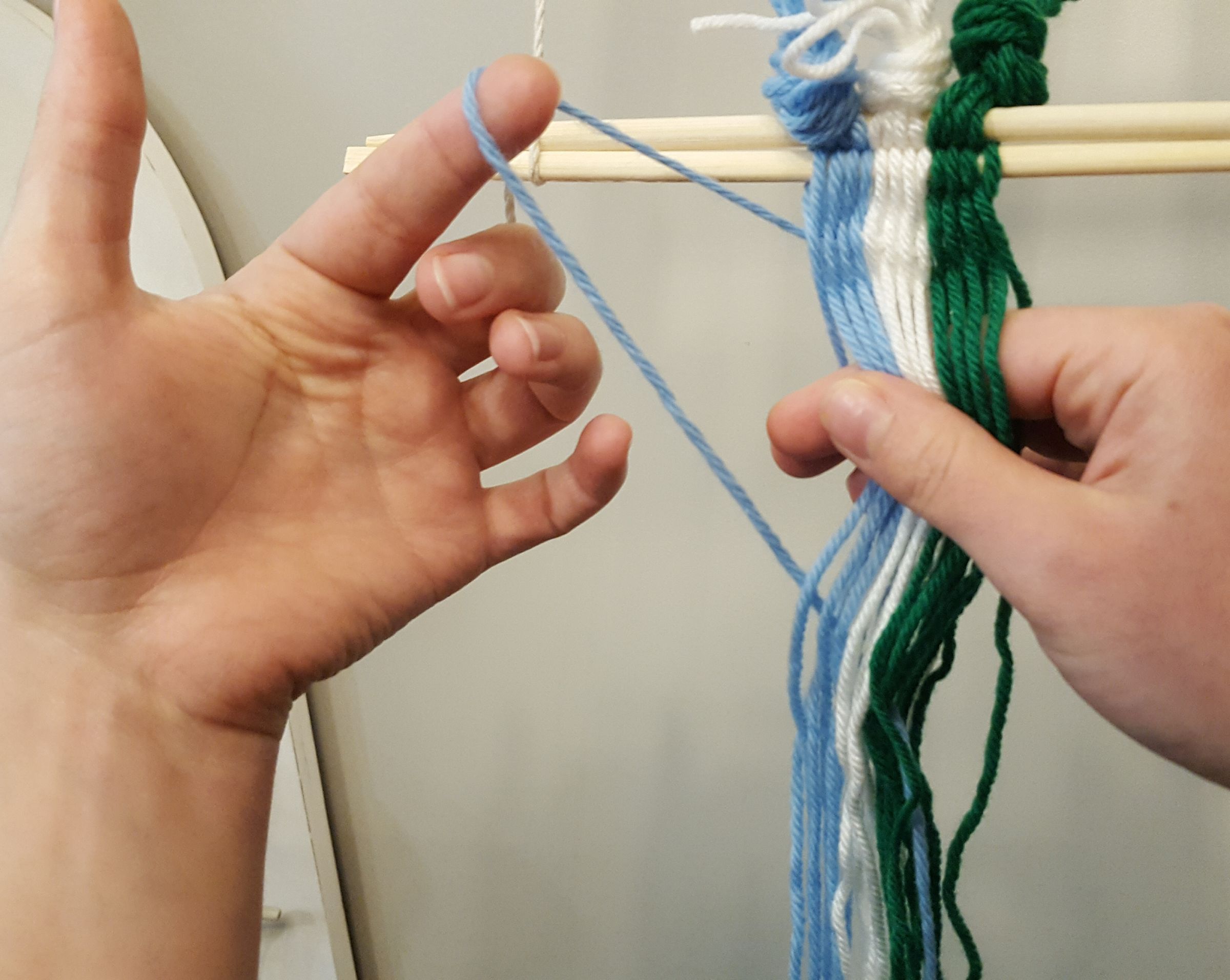 Colour Switching: Fingerweaving Vertical Stripes : 13 Steps (with ...