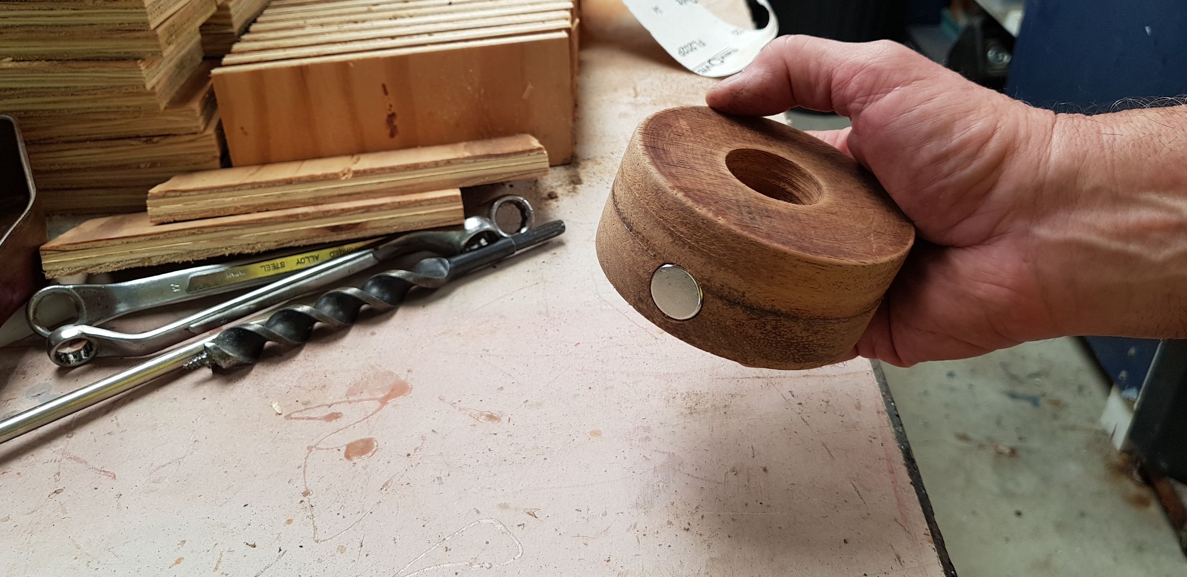 Chicken Feed Level Indicator : 6 Steps (with Pictures) - Instructables
