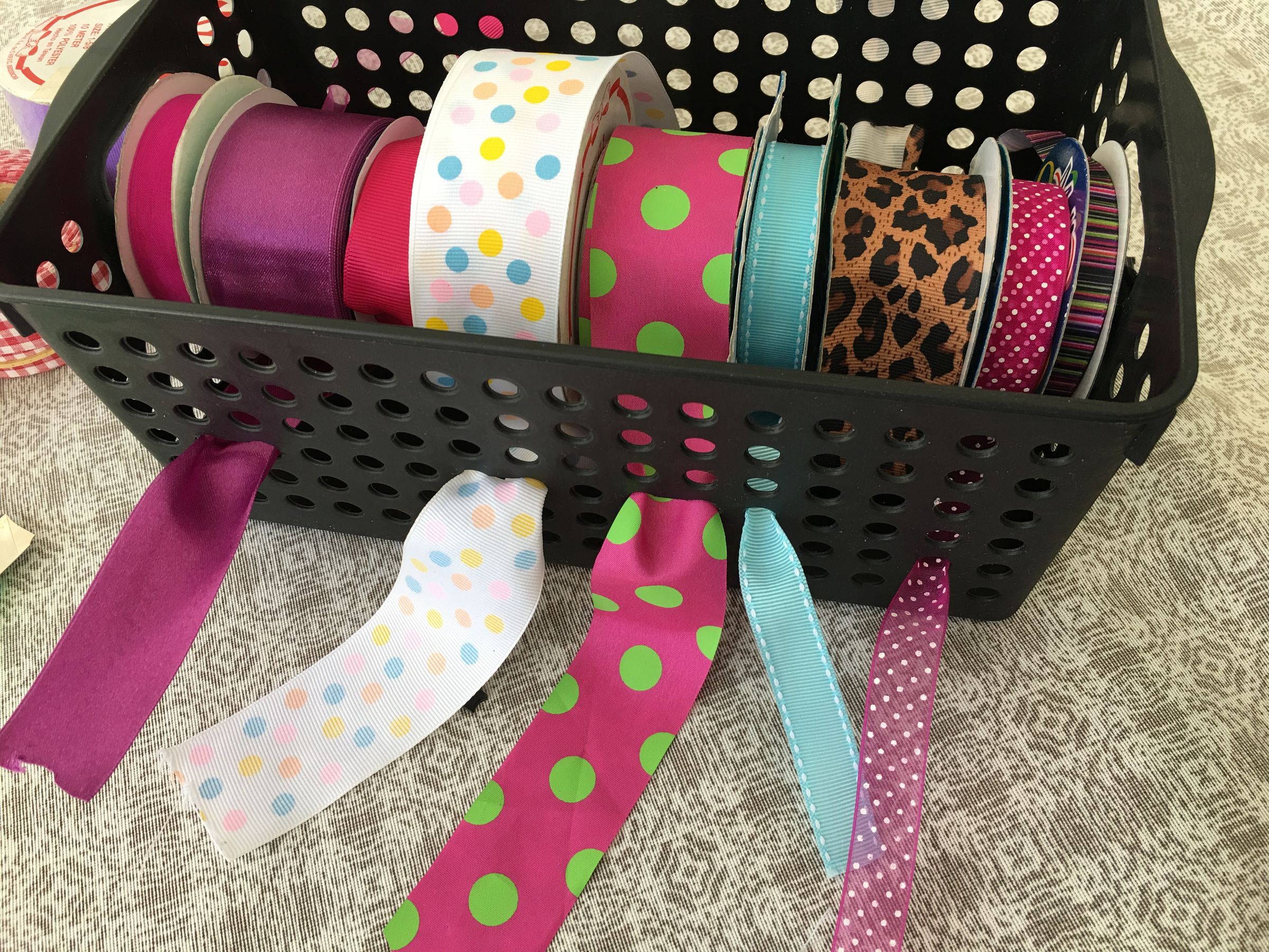 Ribbon Dispenser : 5 Steps - Instructables