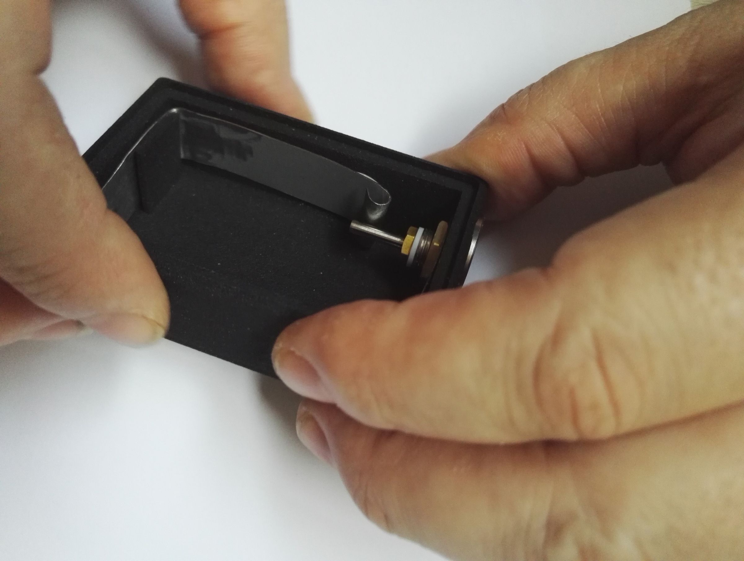 Mod Box Bottom Feeder : 7 Steps - Instructables