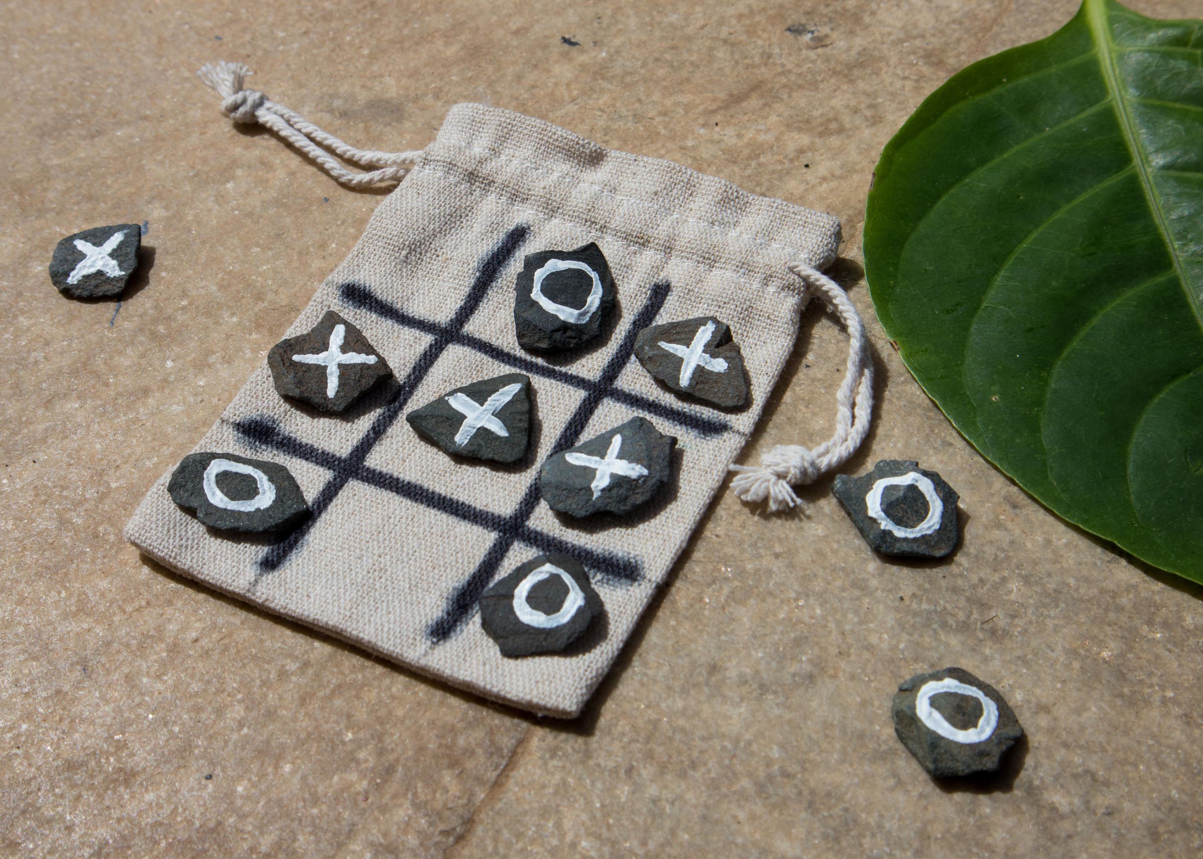 Rock Tic-Tac-Toe : 5 Steps (with Pictures) - Instructables