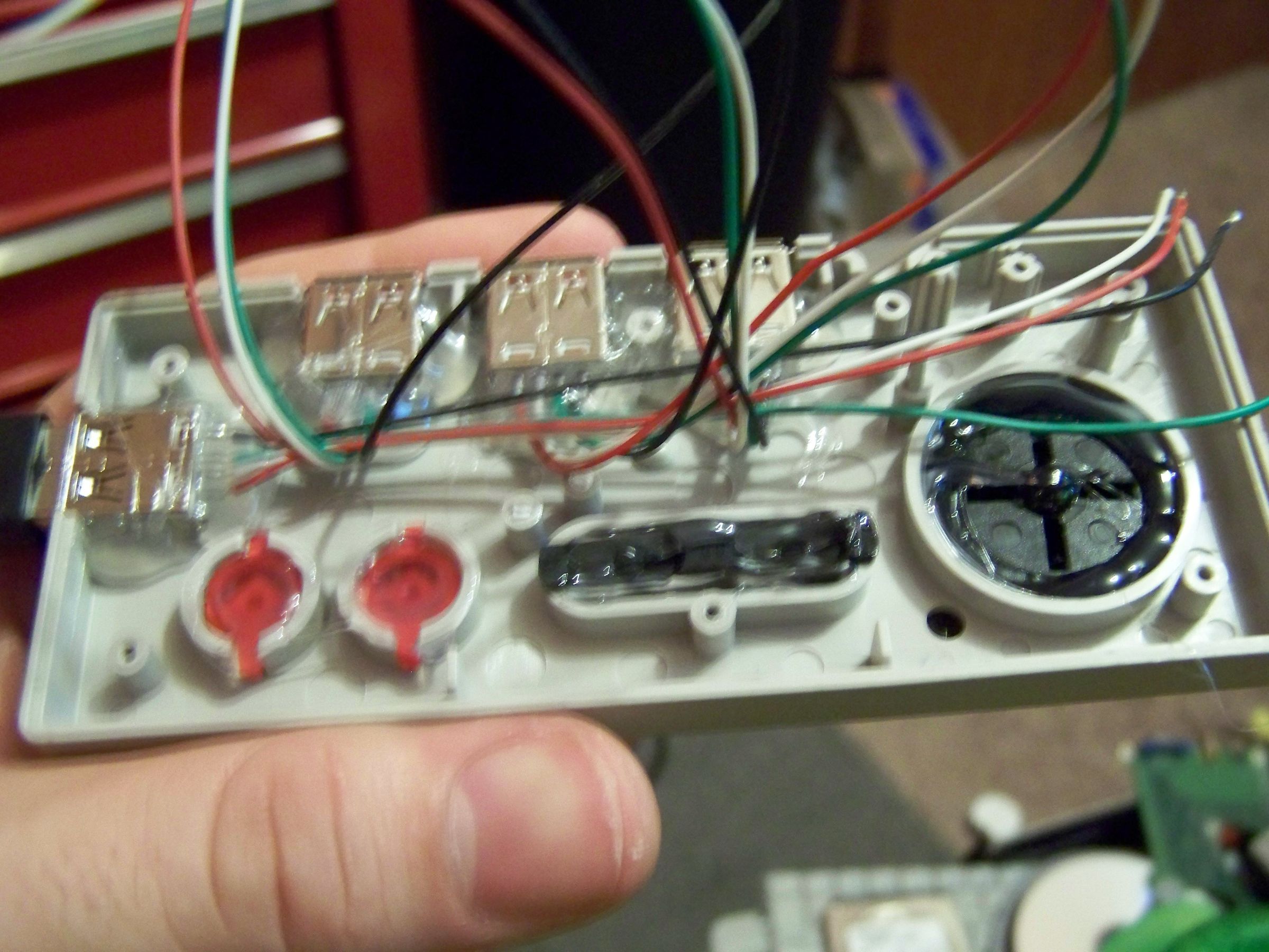 Nintendo Controller USB Hub : 4 Steps - Instructables