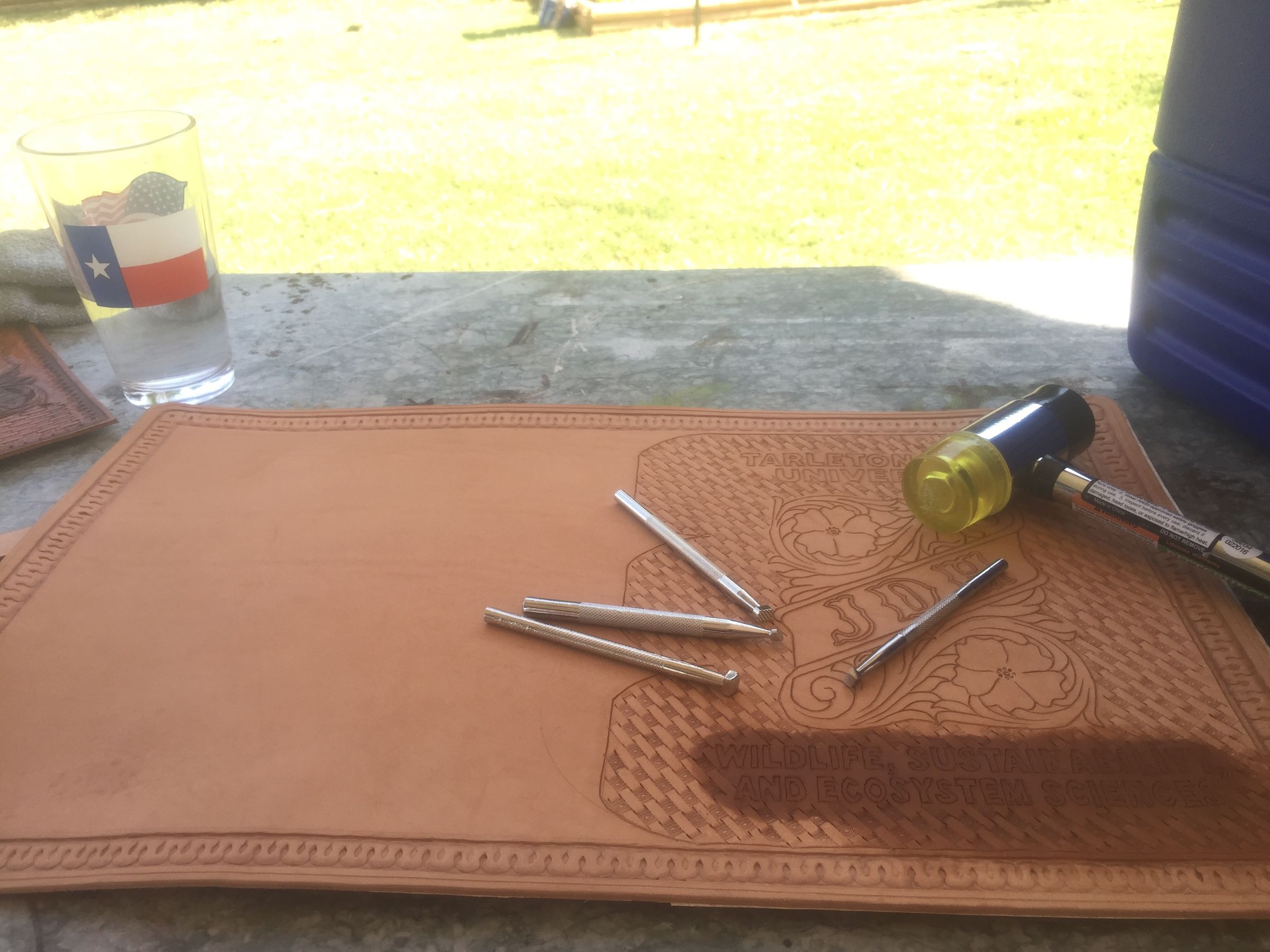 Handcrafted Custom Leather Portfolio : 11 Steps (with Pictures ...