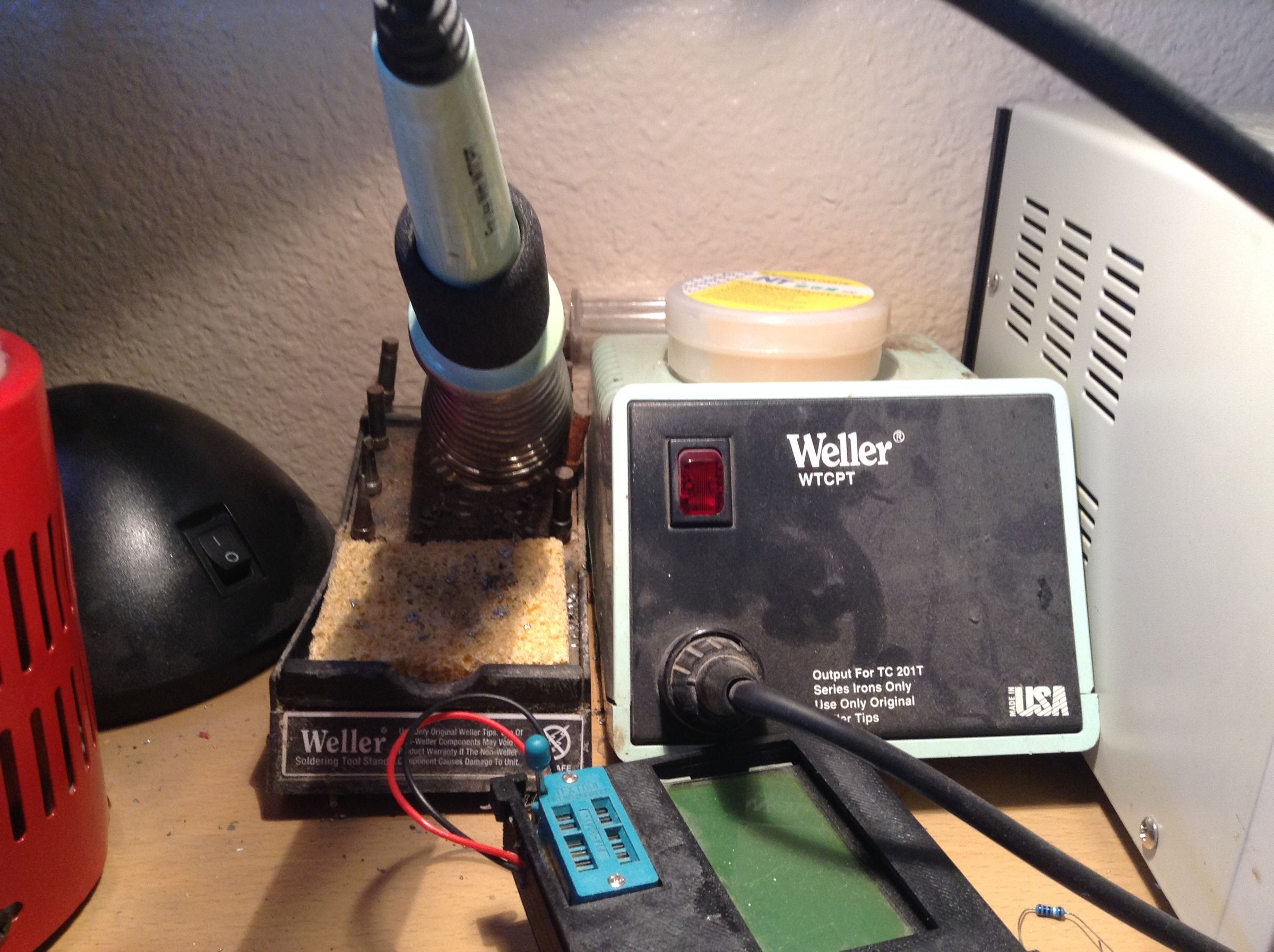 Simplest Geiger Counter : 7 Steps (with Pictures) - Instructables