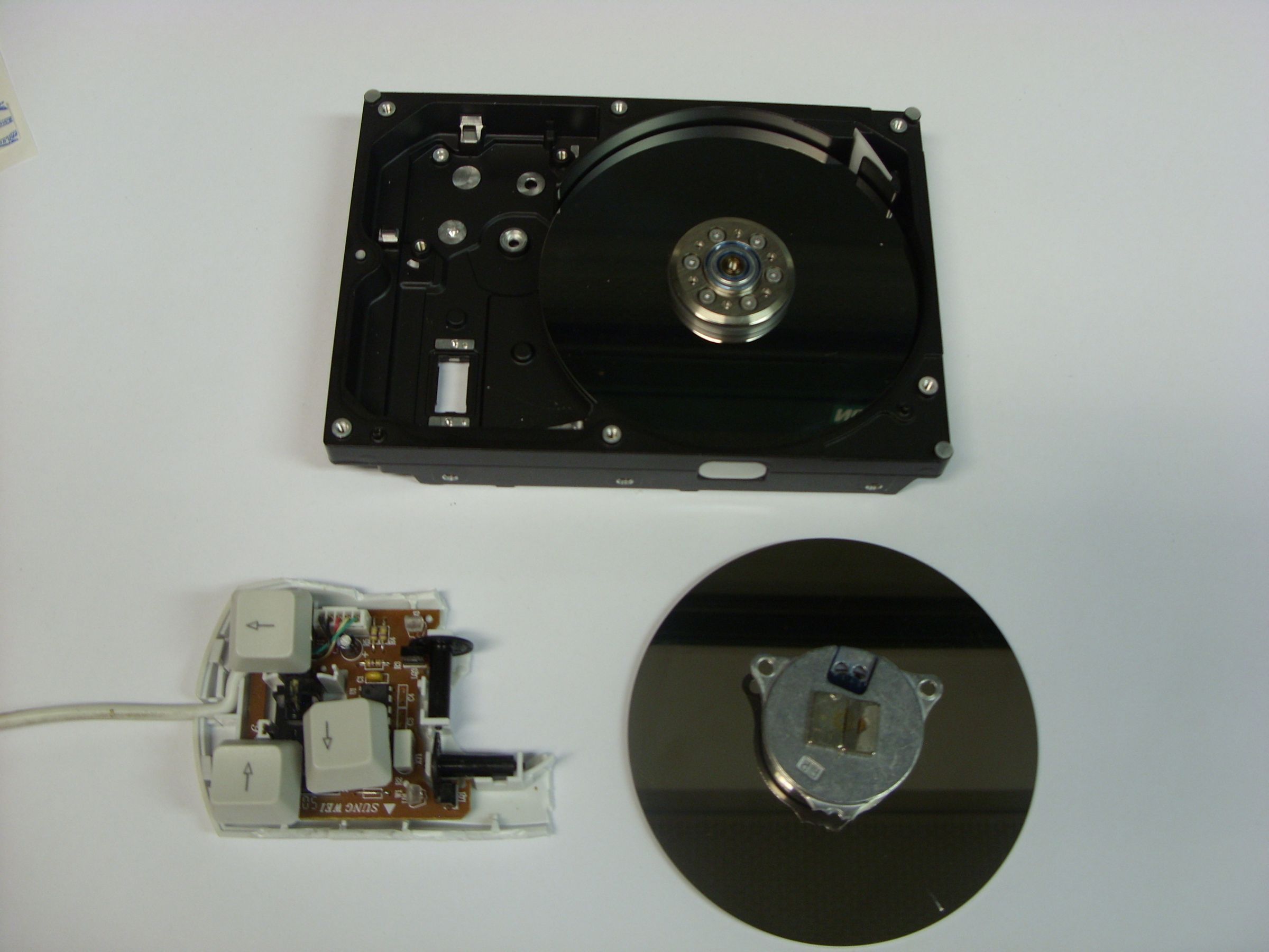 DIY DJ Turntable From Old Computer Parts : 12 Steps (with Pictures ...