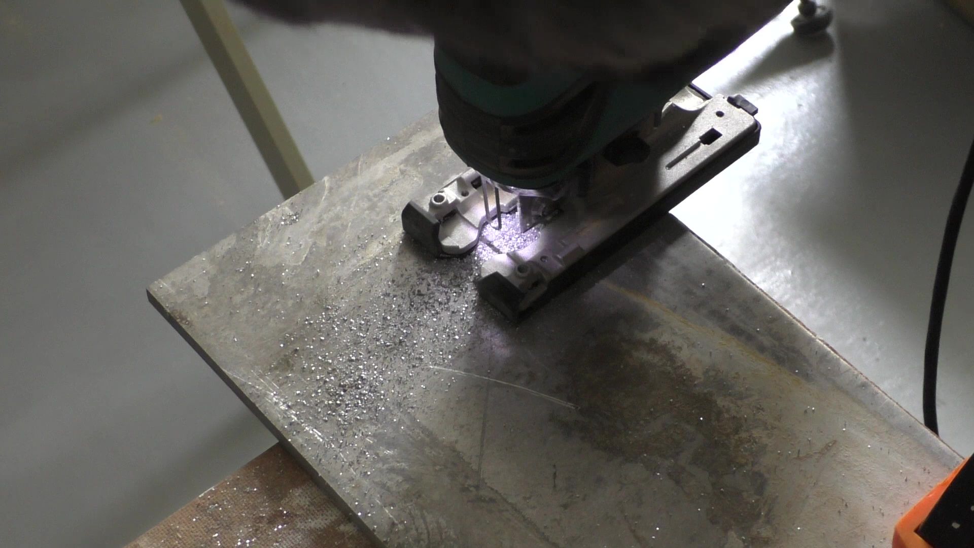 Converting a Quick Release Vice Into a Regular Vice : 8 Steps (with ...