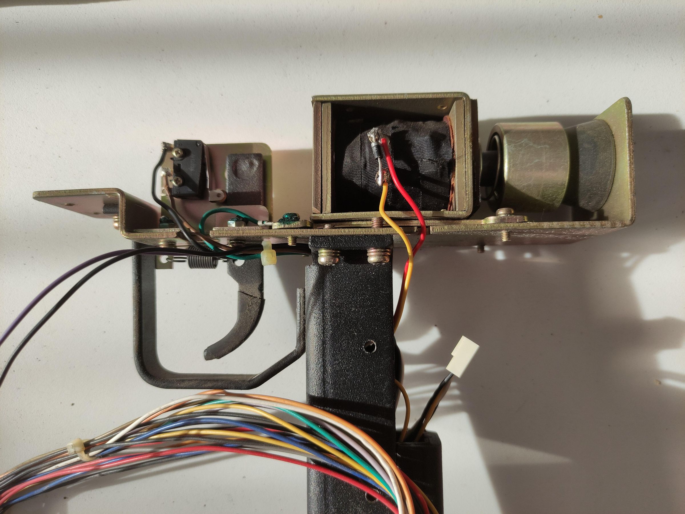 SNK Positional Gun Arcade Assembly Retrofit : 7 Steps - Instructables
