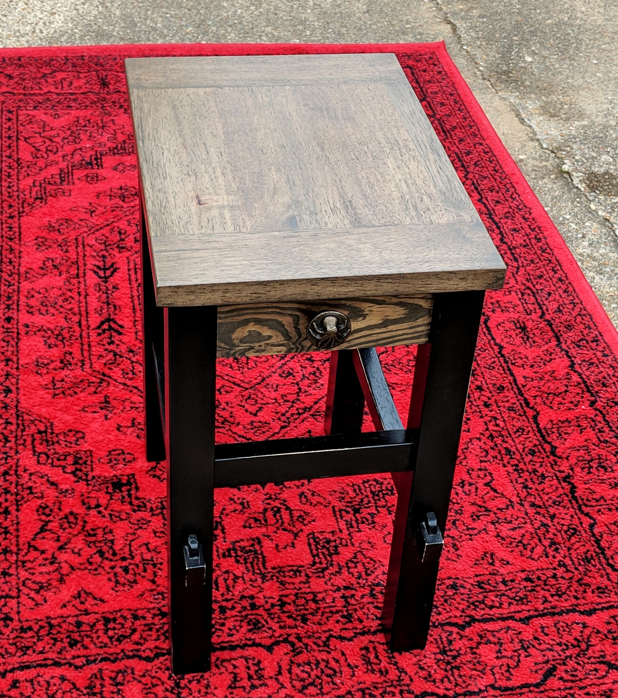 From Broken Stool to Side Table : 13 Steps (with Pictures) - Instructables