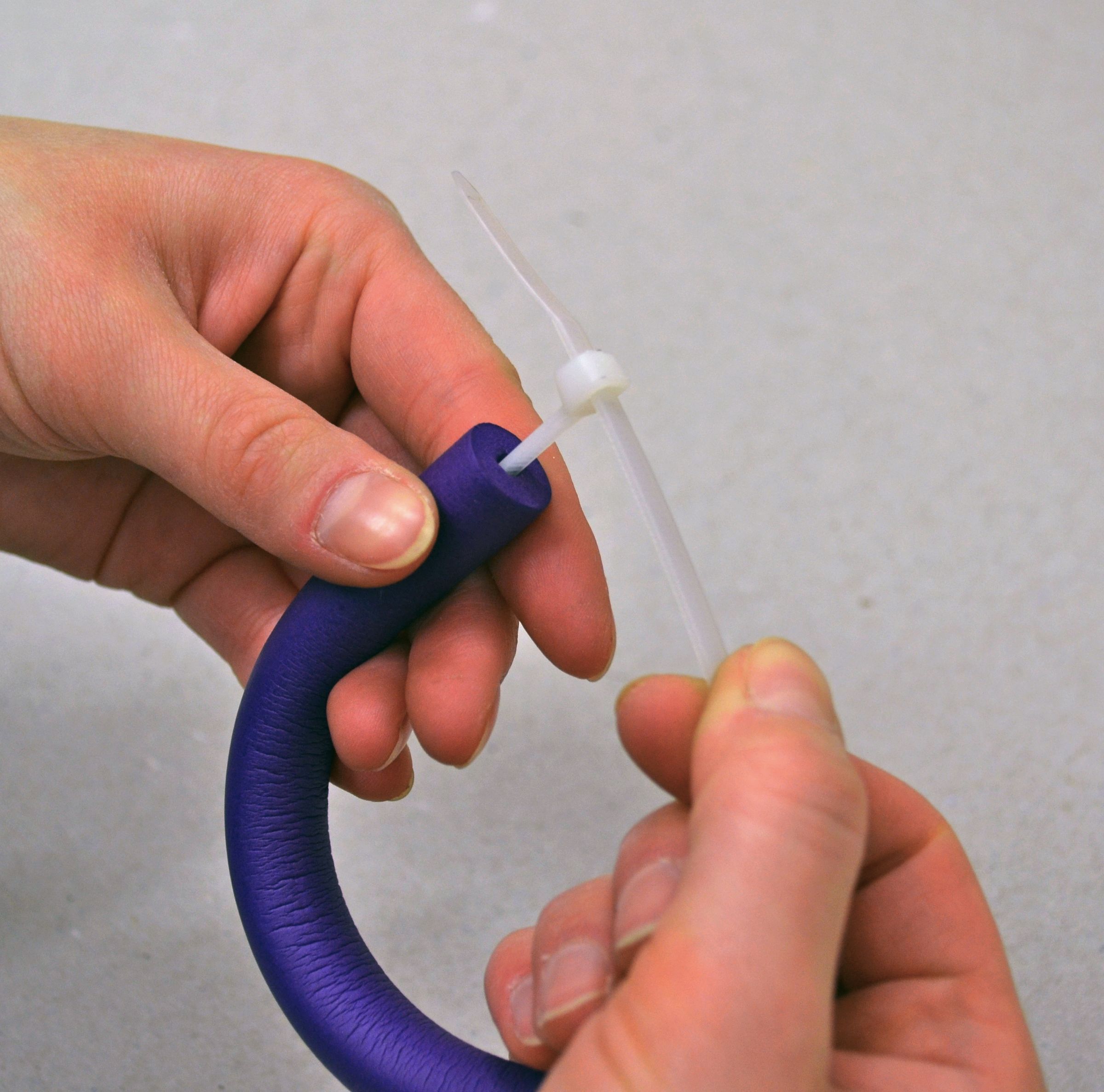 Plug-Pulls for Stiff and Awkward Electrical Plugs : 5 Steps - Instructables
