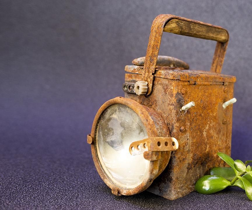 Railroad Lantern Upgrade and Restoration : 10 Steps - Instructables