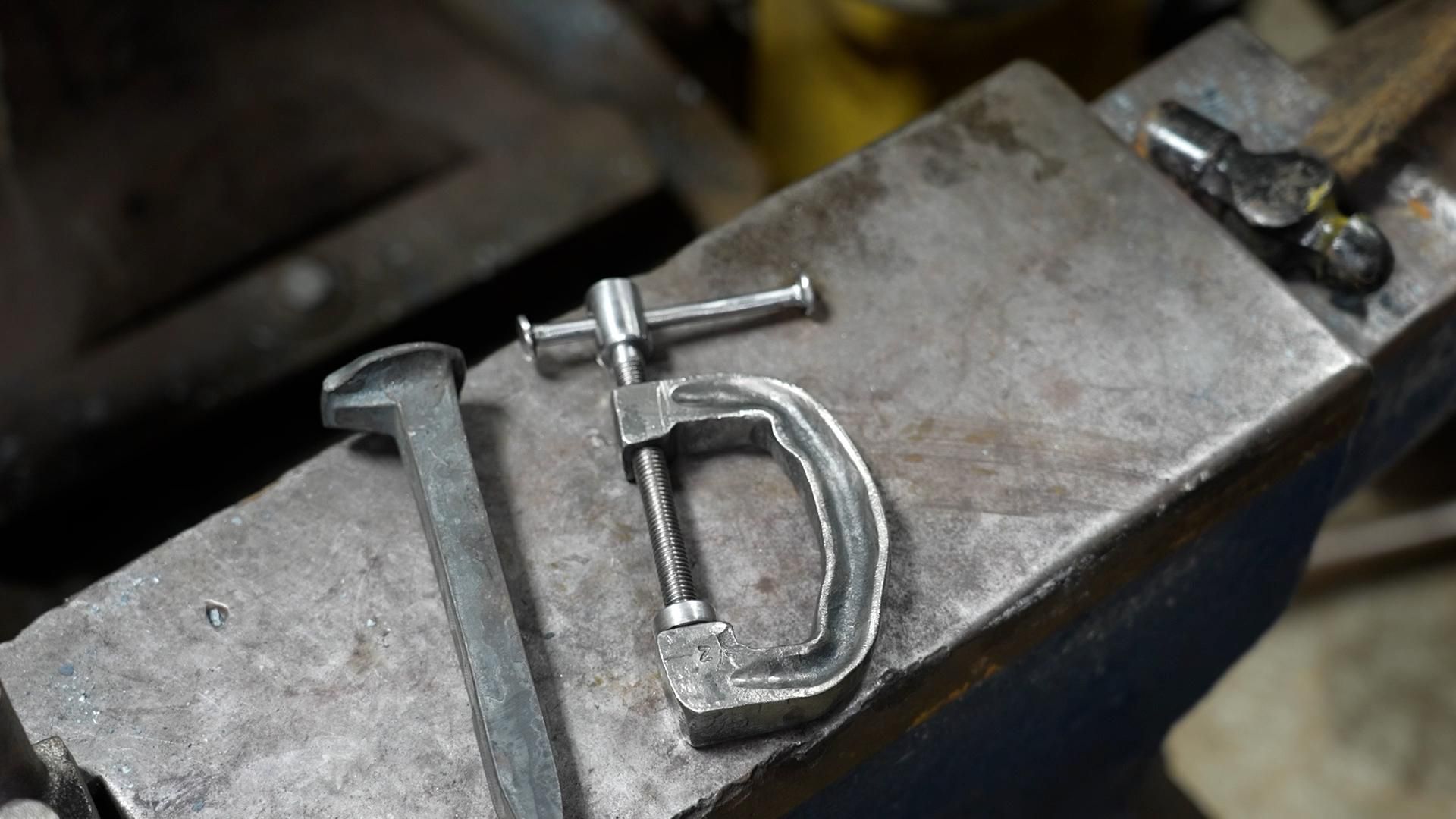 Making a C-Clamp From a Railroad Spike : 13 Steps (with Pictures ...