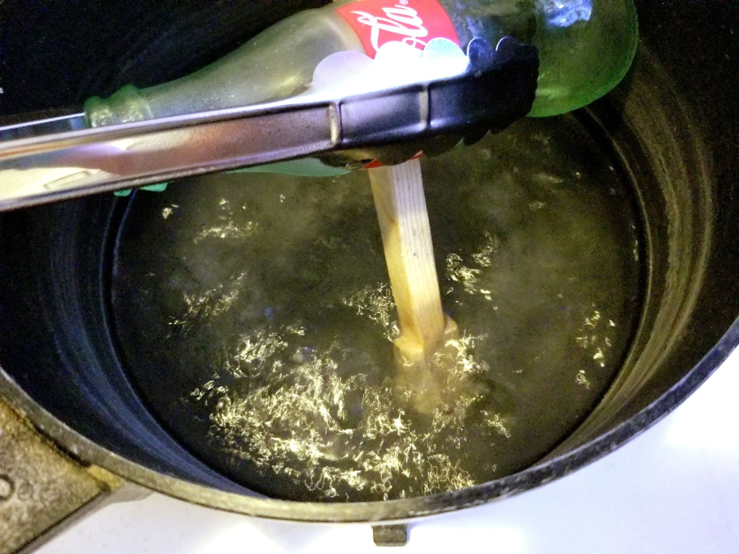 Arrow Through Coke Bottle - Four Variations : 16 Steps (with Pictures ...