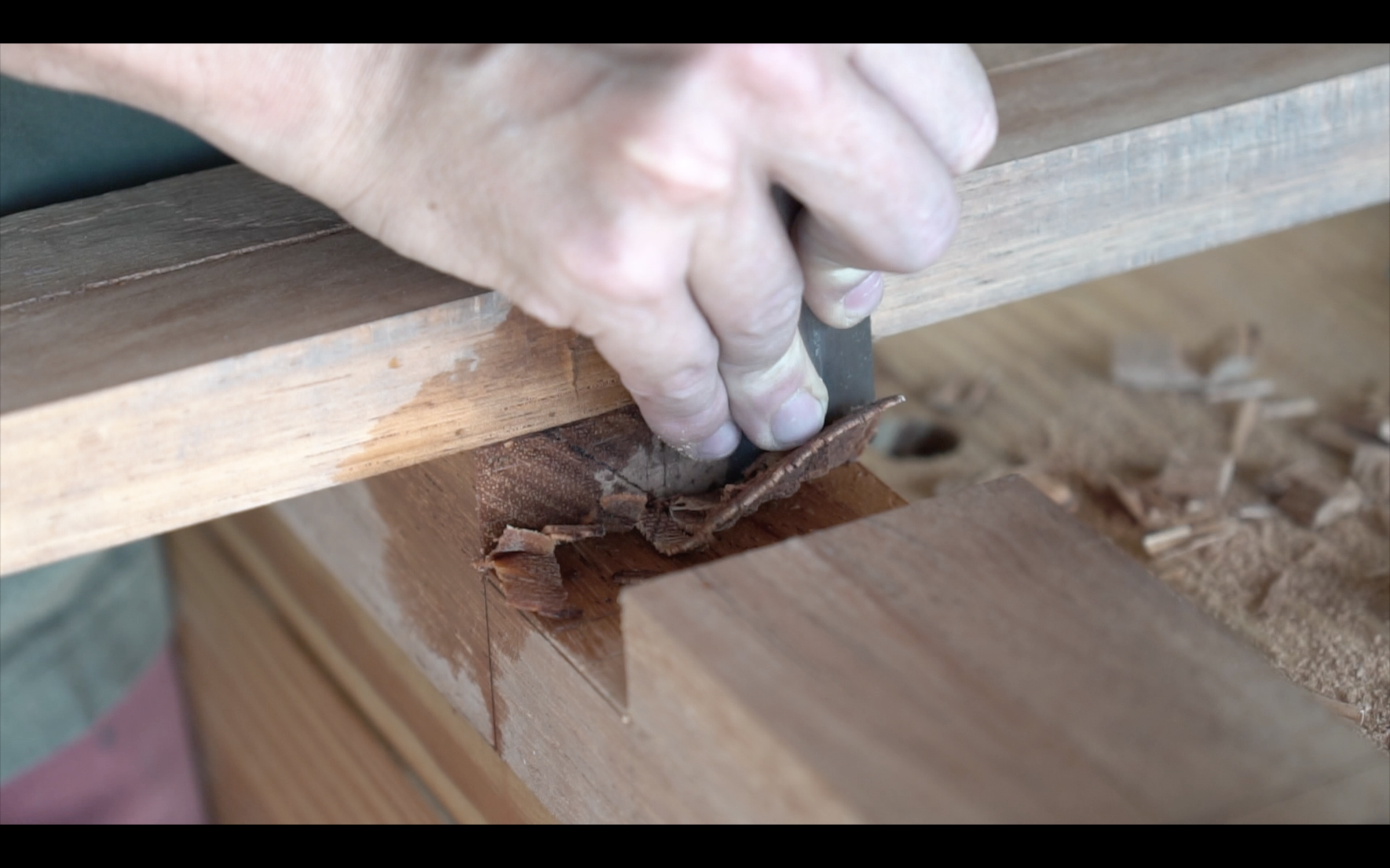 Modern Dining Table - Traditional Joinery : 10 Steps (with Pictures ...