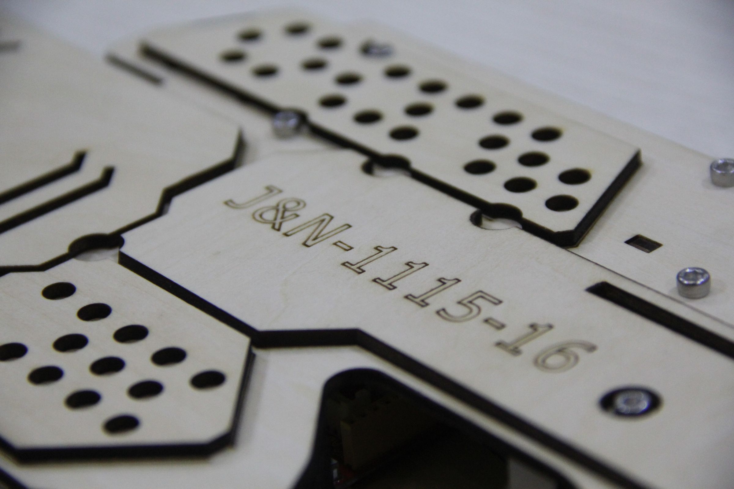 DIY a Wooden Laser Gun As a Xmas Present for Your Child : 9 Steps (with ...