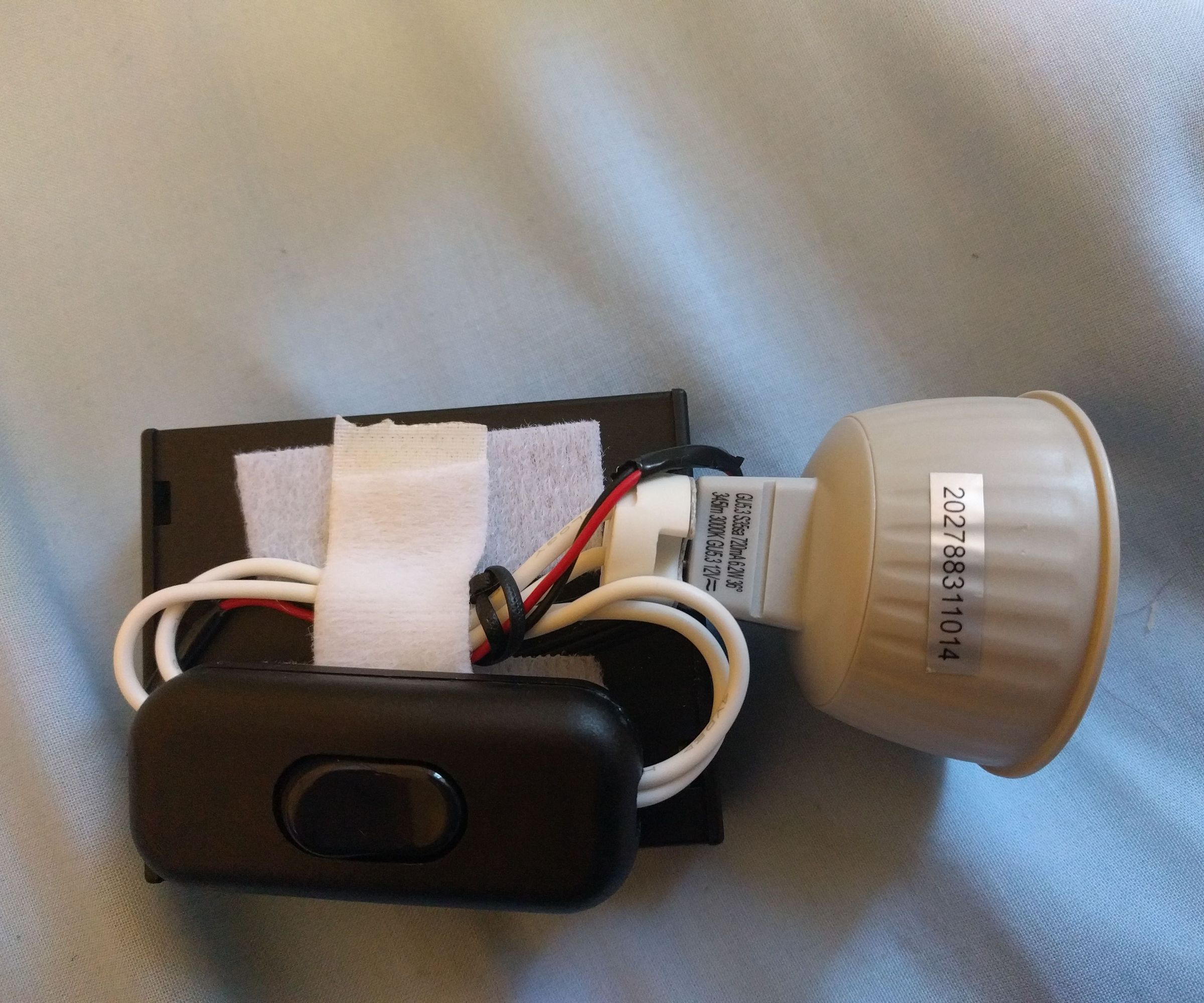 Powerful Multipurpose LED Flashlight. 12v 350lm - Instructables