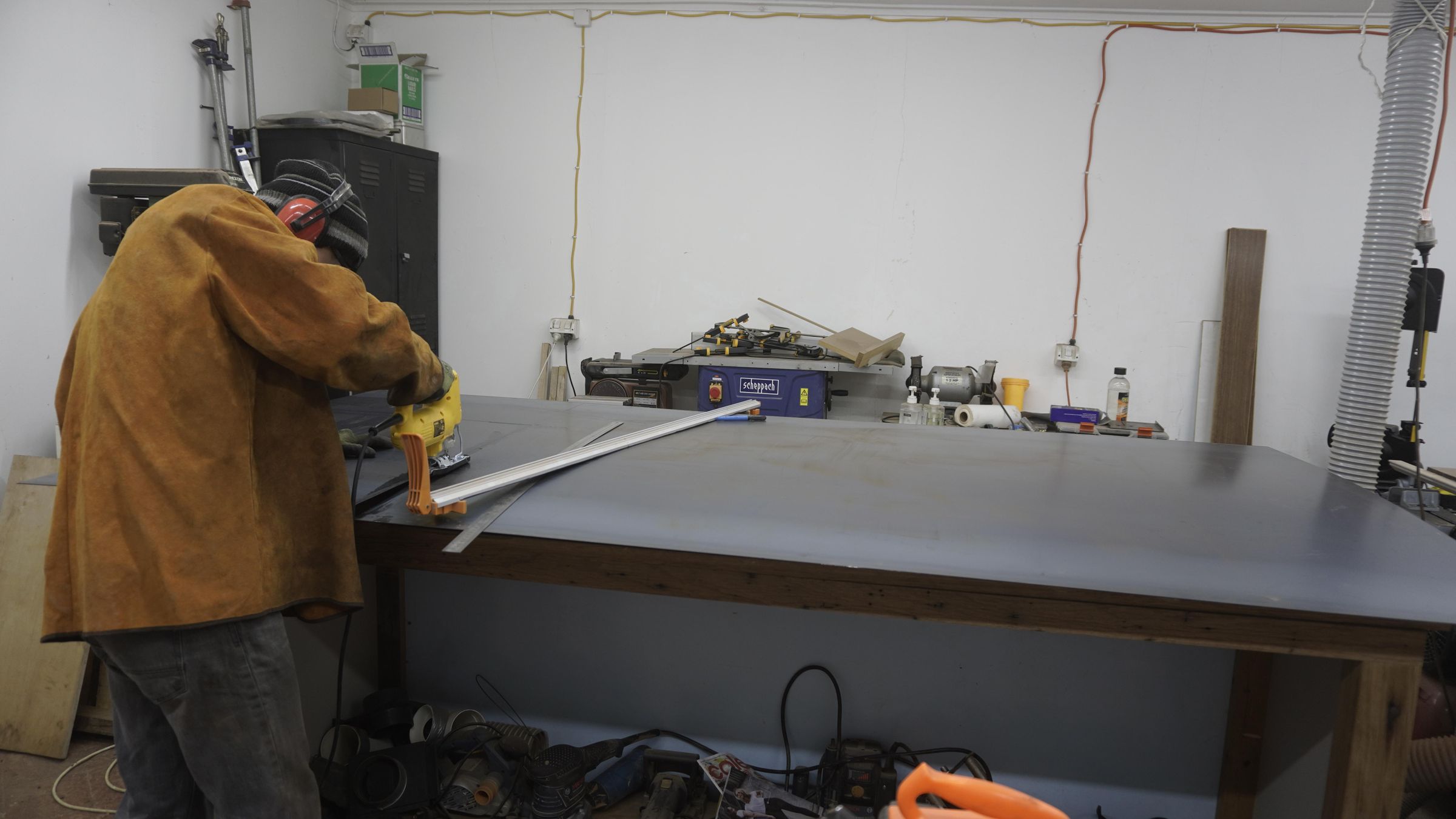 Industrial-style Metal and Timber Study Desk : 5 Steps (with Pictures ...