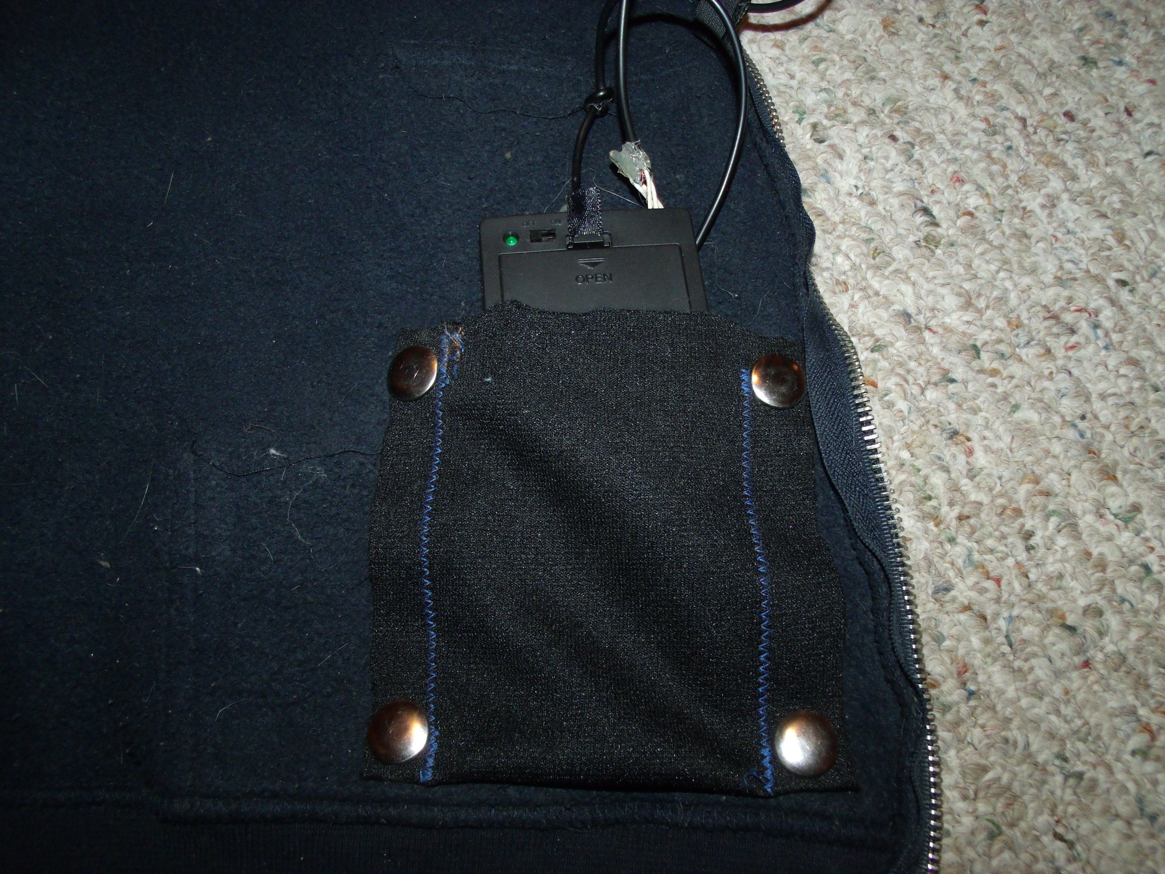 Next Generation Headphone Hoodie : 9 Steps - Instructables
