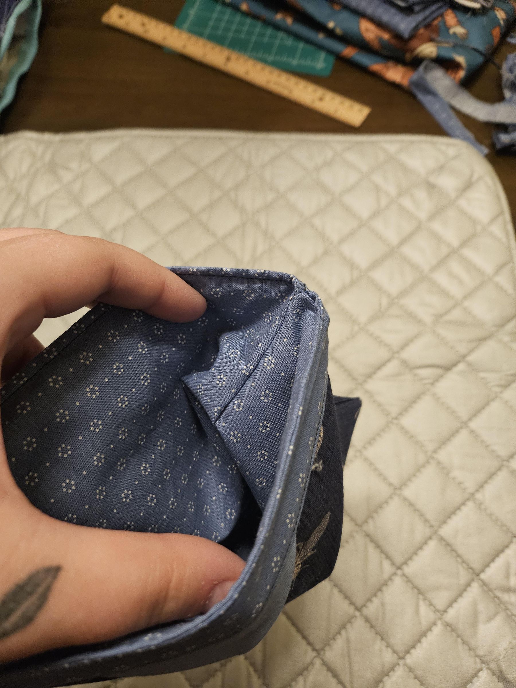 Snappy Pouch Made With Measuring Tape : 11 Steps (with Pictures ...