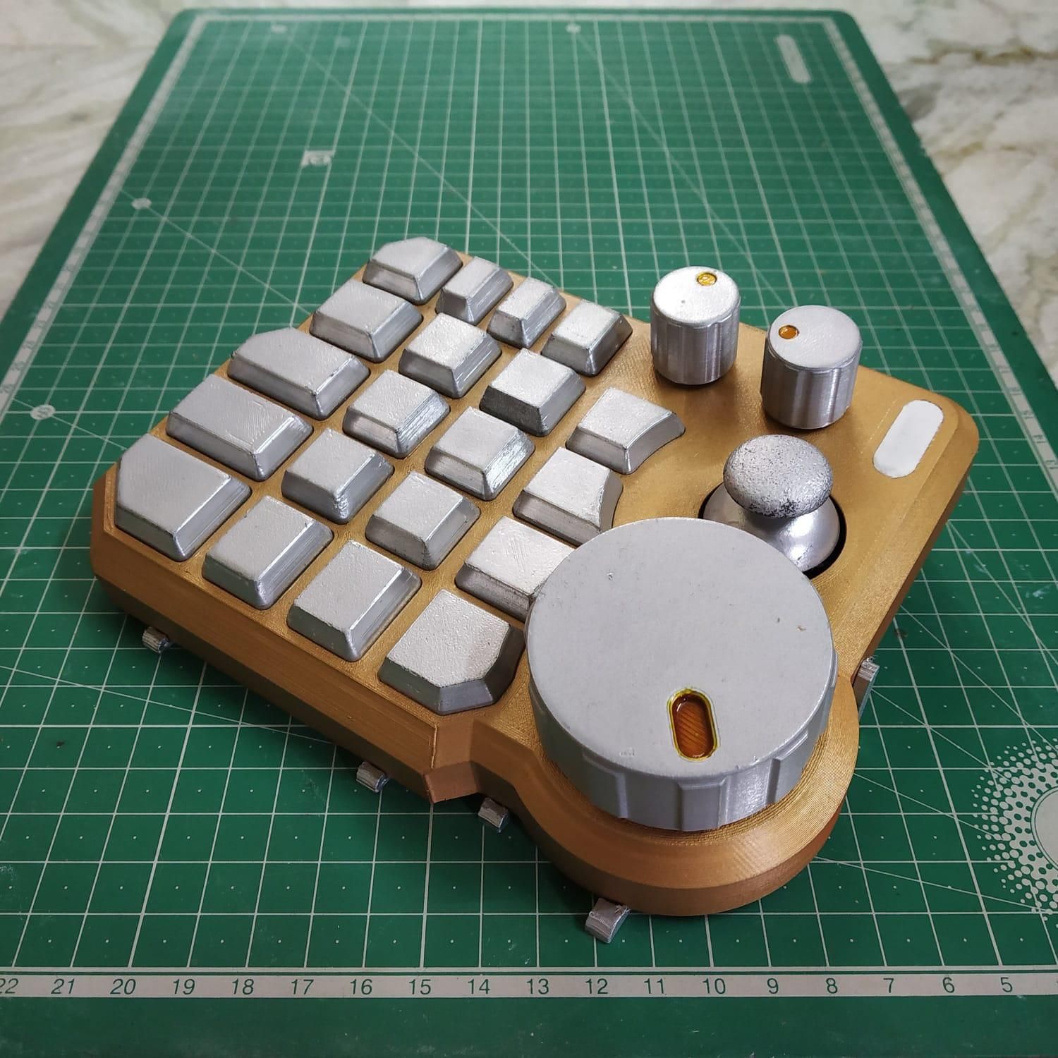 Infinity Macro Pad Using Pi Pico : 16 Steps (with Pictures) - Instructables