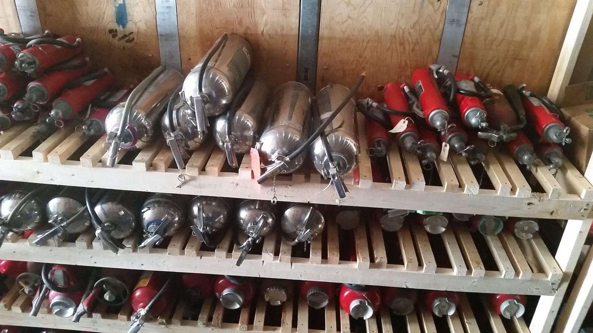 Cylinder/bottle Rack : 5 Steps - Instructables