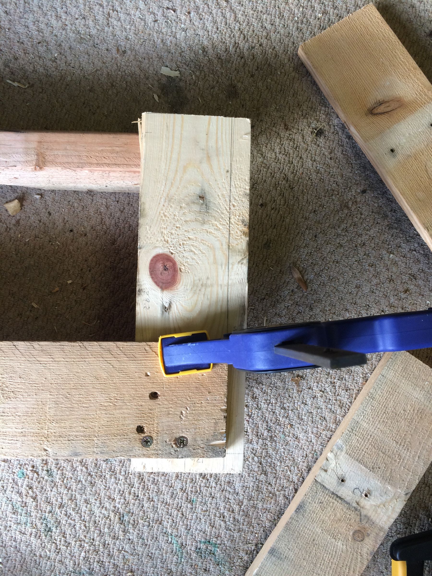Two Pallets Herb Trough : 4 Steps (with Pictures) - Instructables