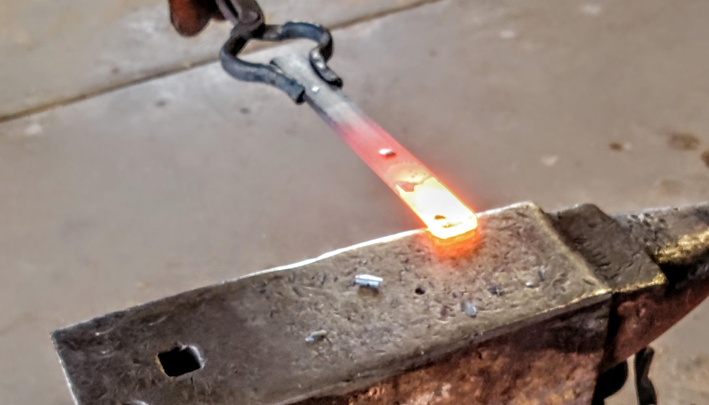 Trammel Hook for Campfire Cooking : 7 Steps (with Pictures) - Instructables