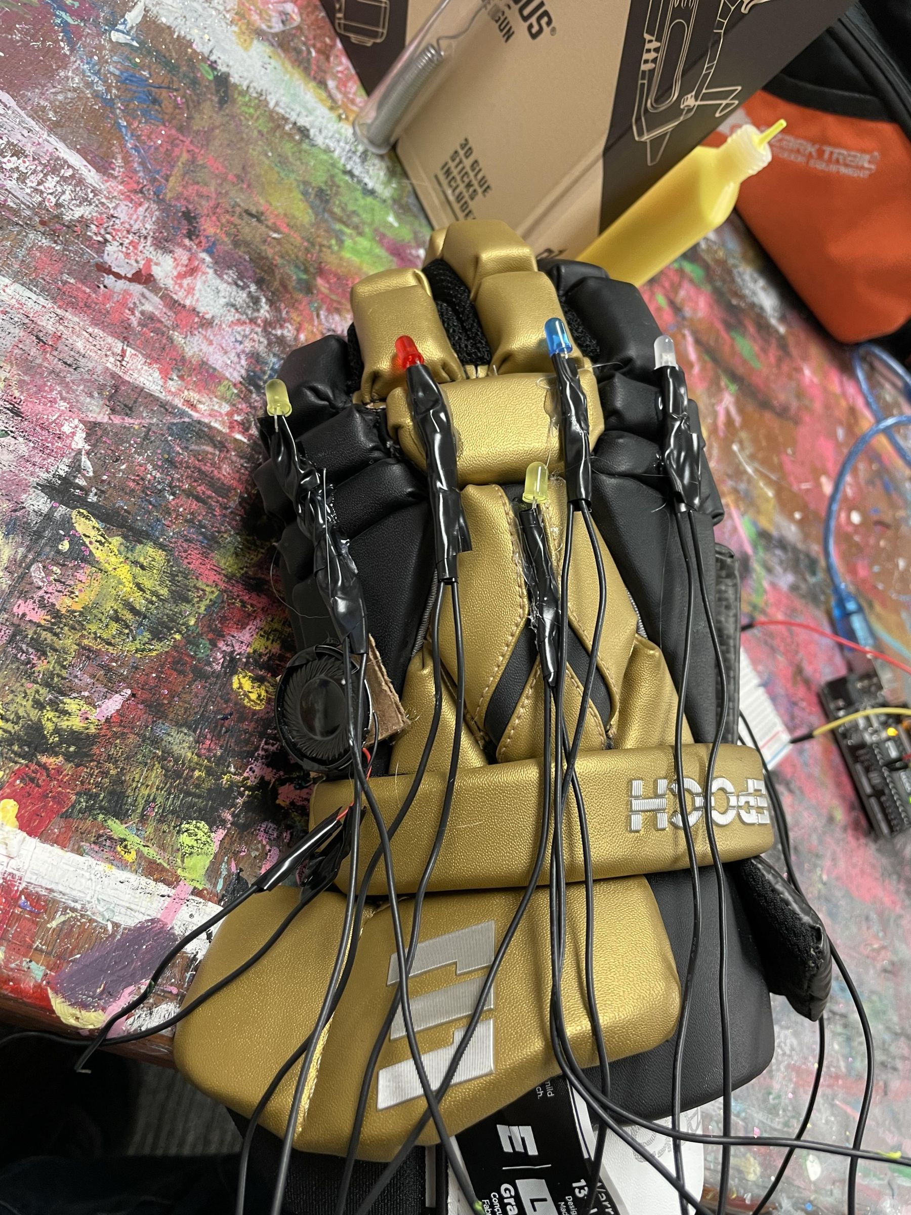 Infinity Gauntlet : 15 Steps - Instructables