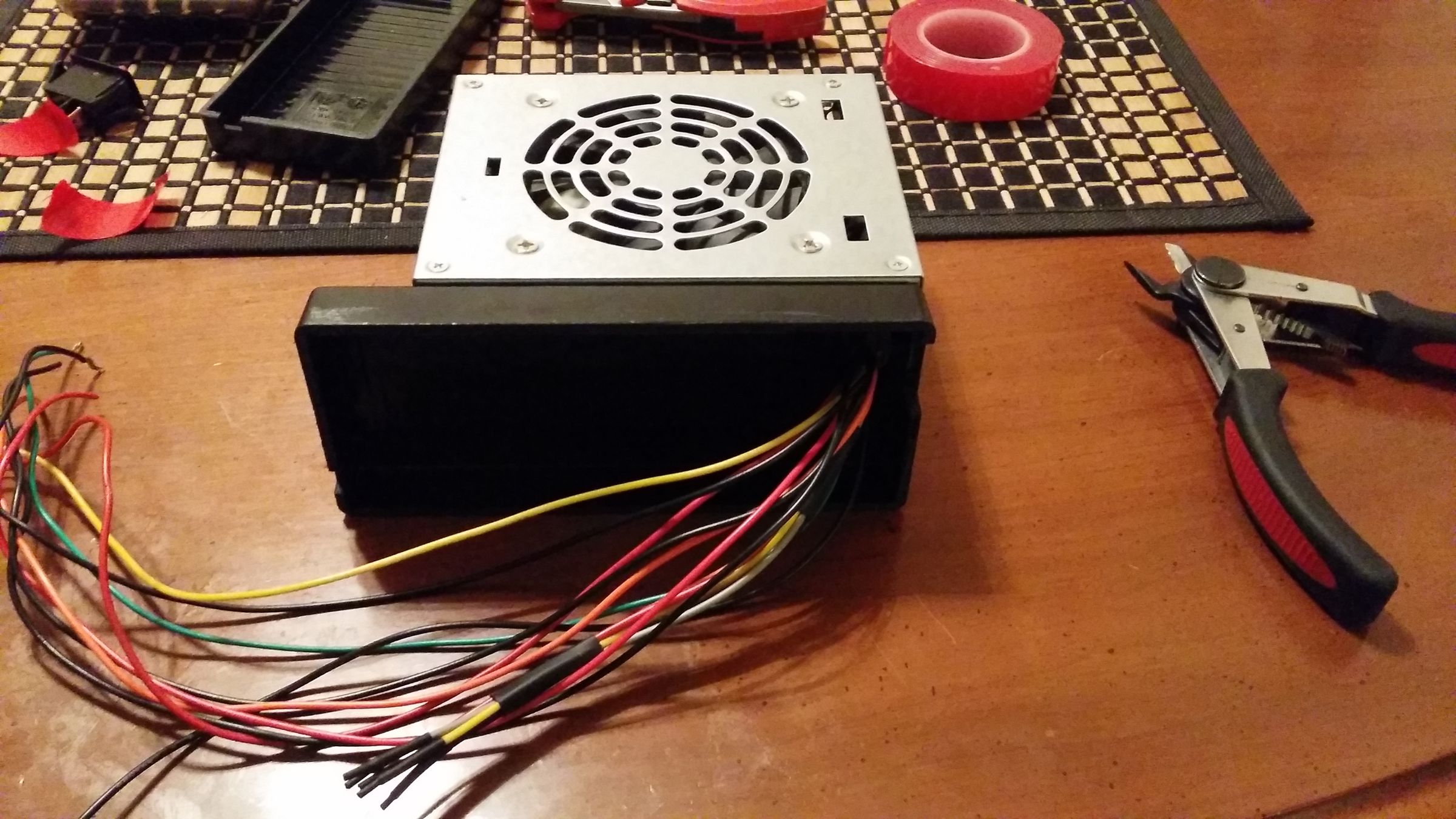 Easy Benchtop Power Supply : 8 Steps (with Pictures) - Instructables