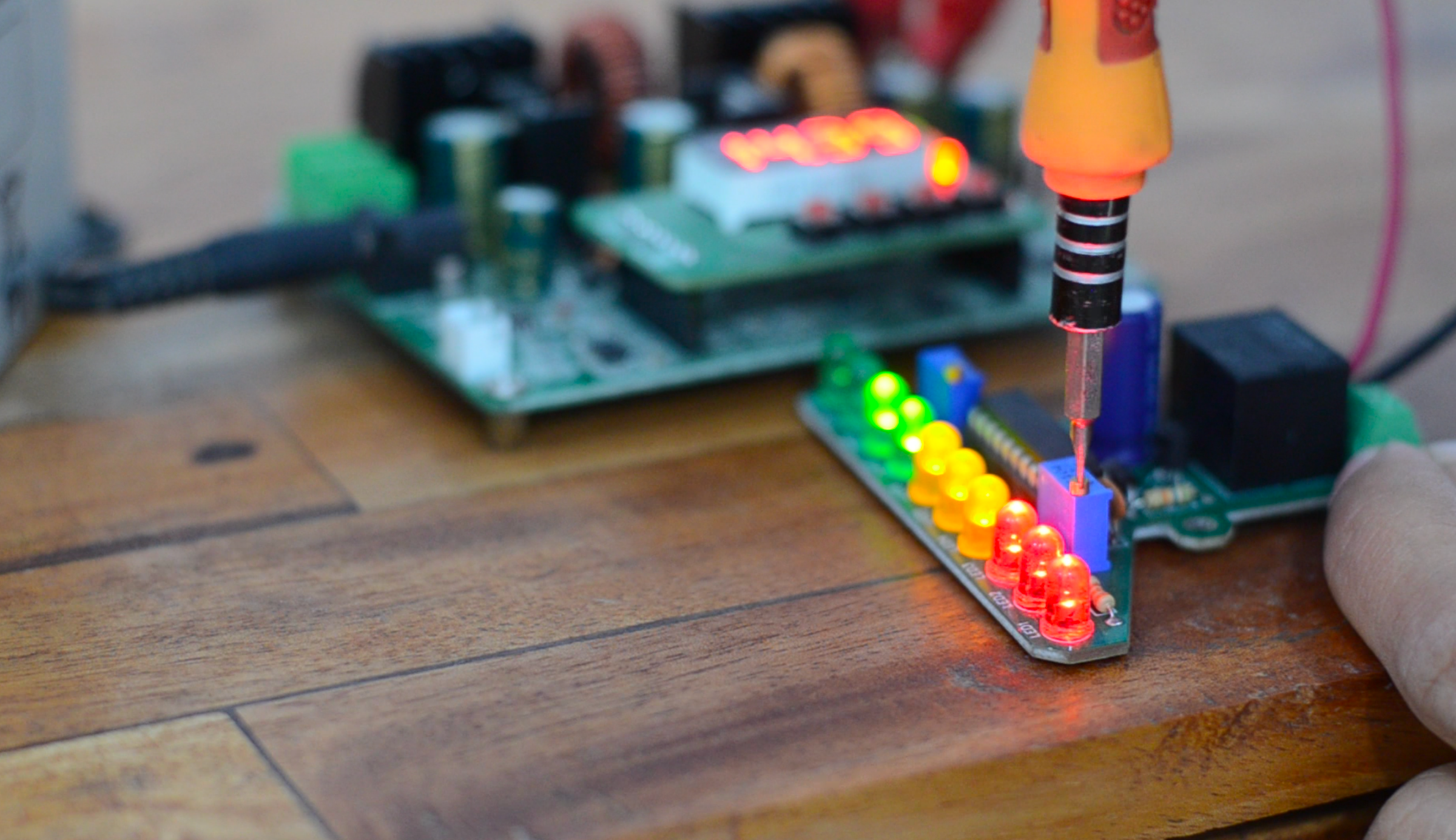 DIY Battery Level Indicator/Auto Cutoff for 12v Battery : 5 Steps (with ...