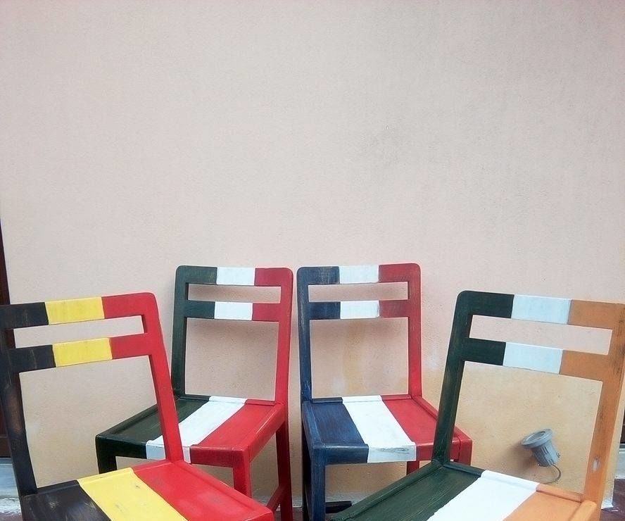 Chairs With Flags : 4 Steps - Instructables
