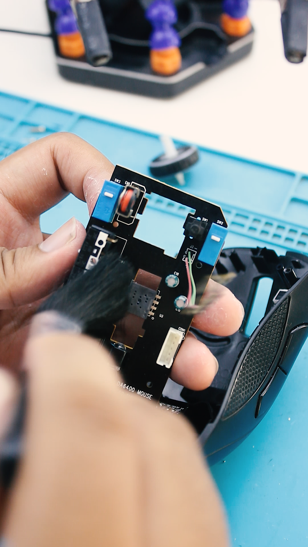 How to Fix a Broken Gaming Mouse Clicker! : 10 Steps (with Pictures ...