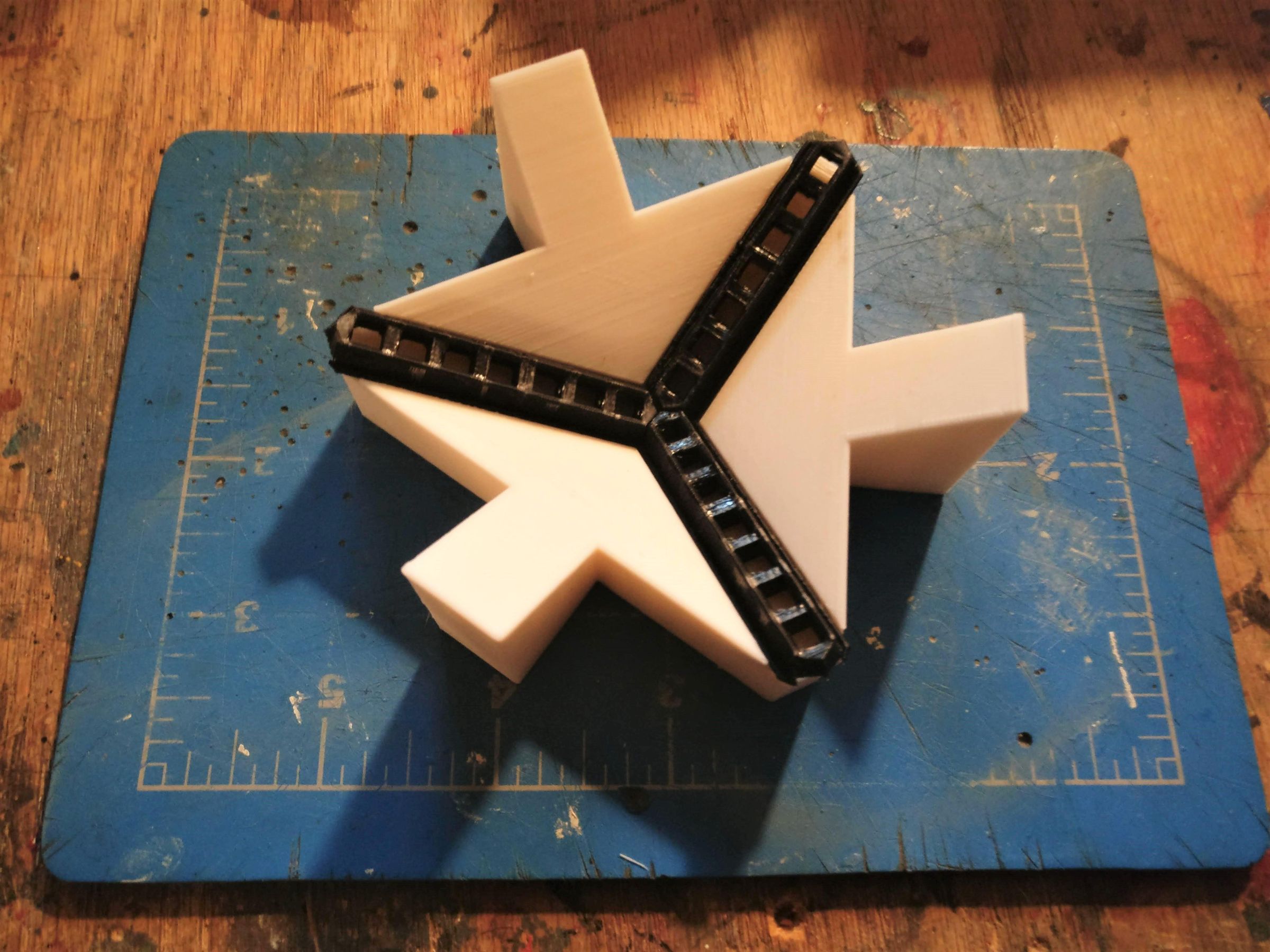 Desktop-Sized Infinity Dodecahedron : 23 Steps (with Pictures ...